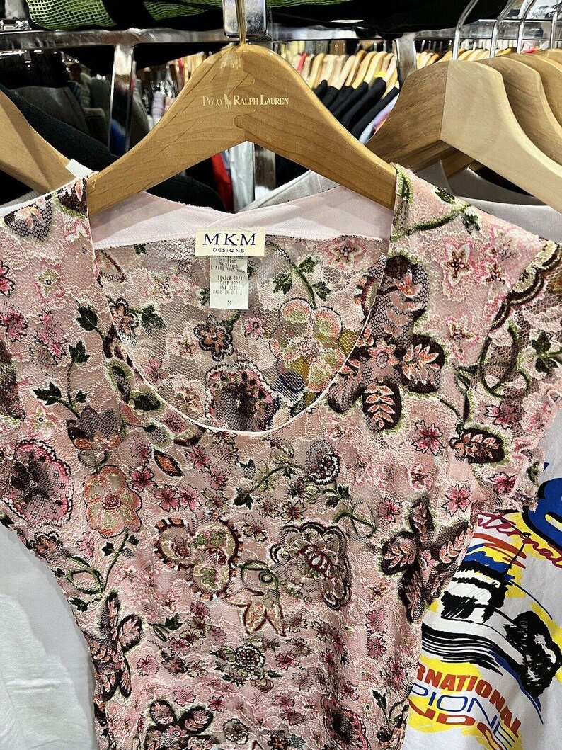 MKM Designs 90s Pink Floral Lace Lined Stop Neck Baby Tee Blouse Size ...