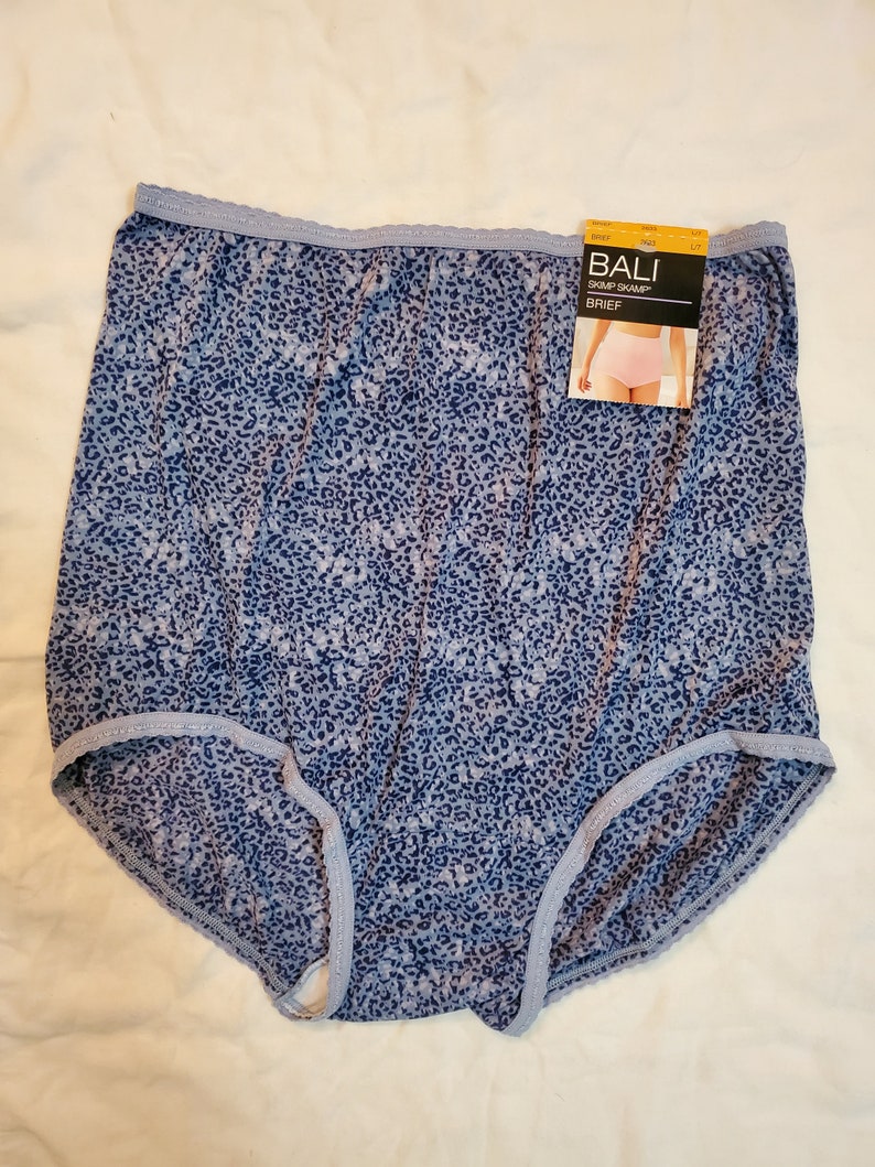 Vintage Women's Nylon Skimp Skamp Brief Panty - Large (7) - Vintage - Etsy