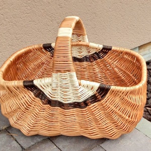 Natural Wicker Basket for Shopping, Basket, Natural Color of Wicker ...