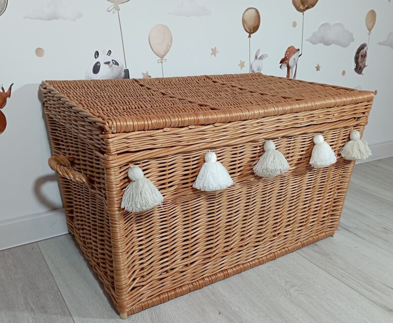 Wicker Chest in Natural Color With Fringes, Wicker Storage Chest ...