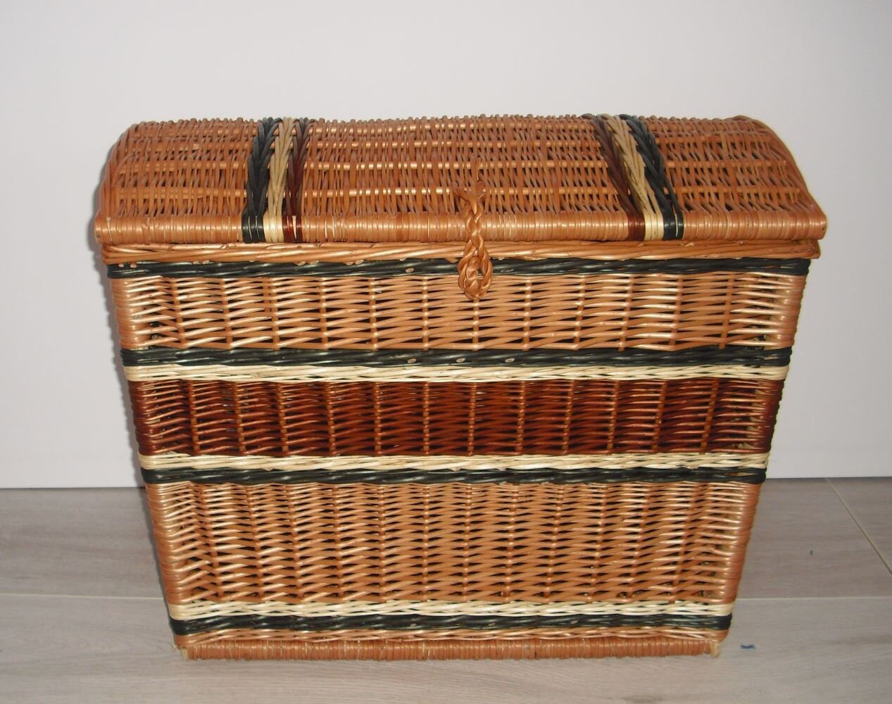 Wicker Chest in Natural Color, Wicker Trunk, Ecological Laundry Basket ...