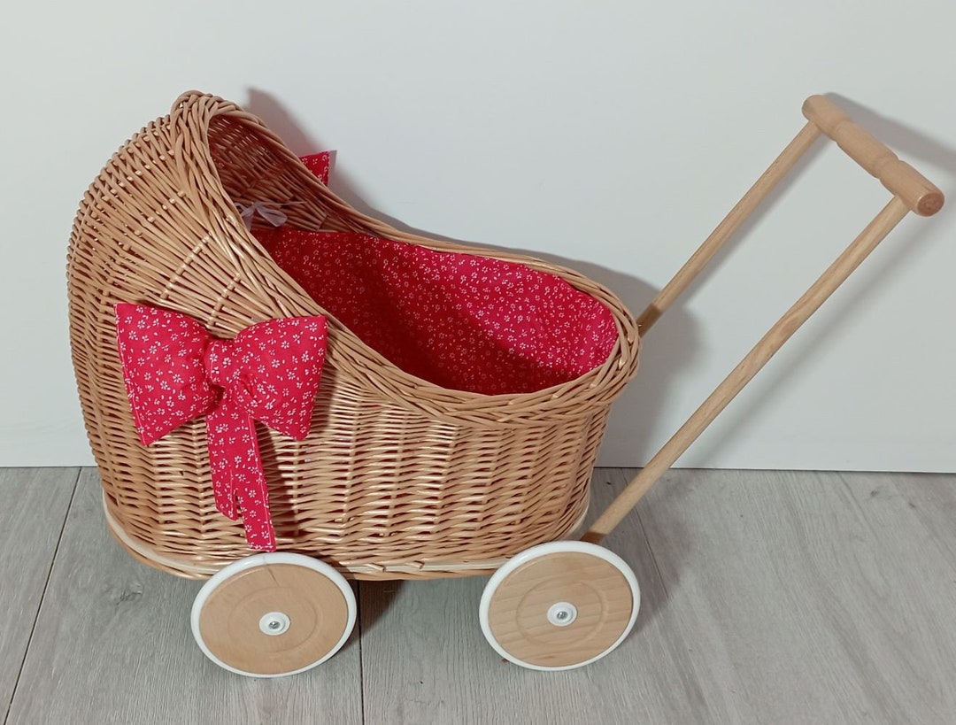 Pram for Dolls Made of Beech Wood and Wicker in Natural Color + Bedding ...