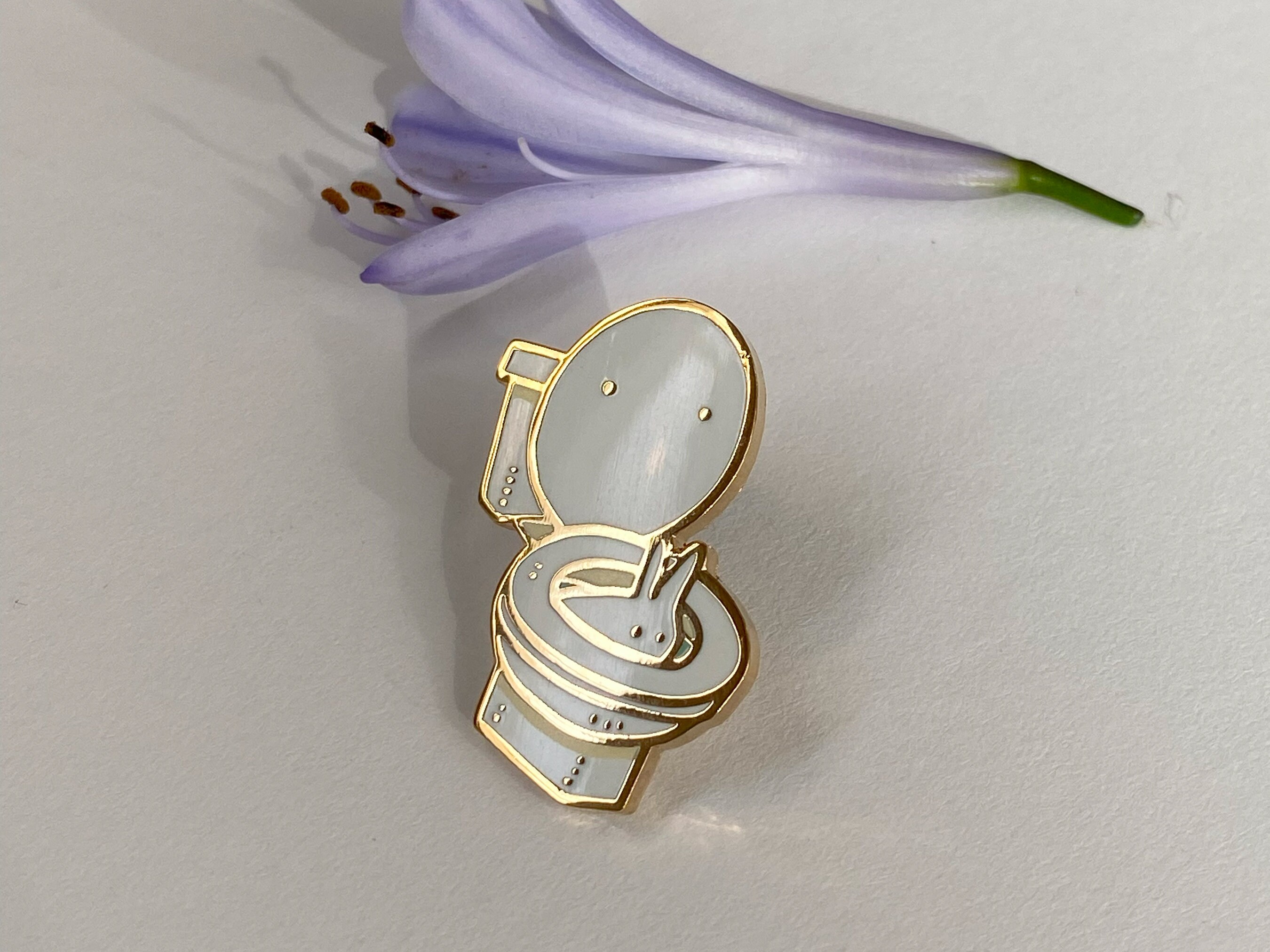 Bun in the Toilet Enamel Pin - Etsy