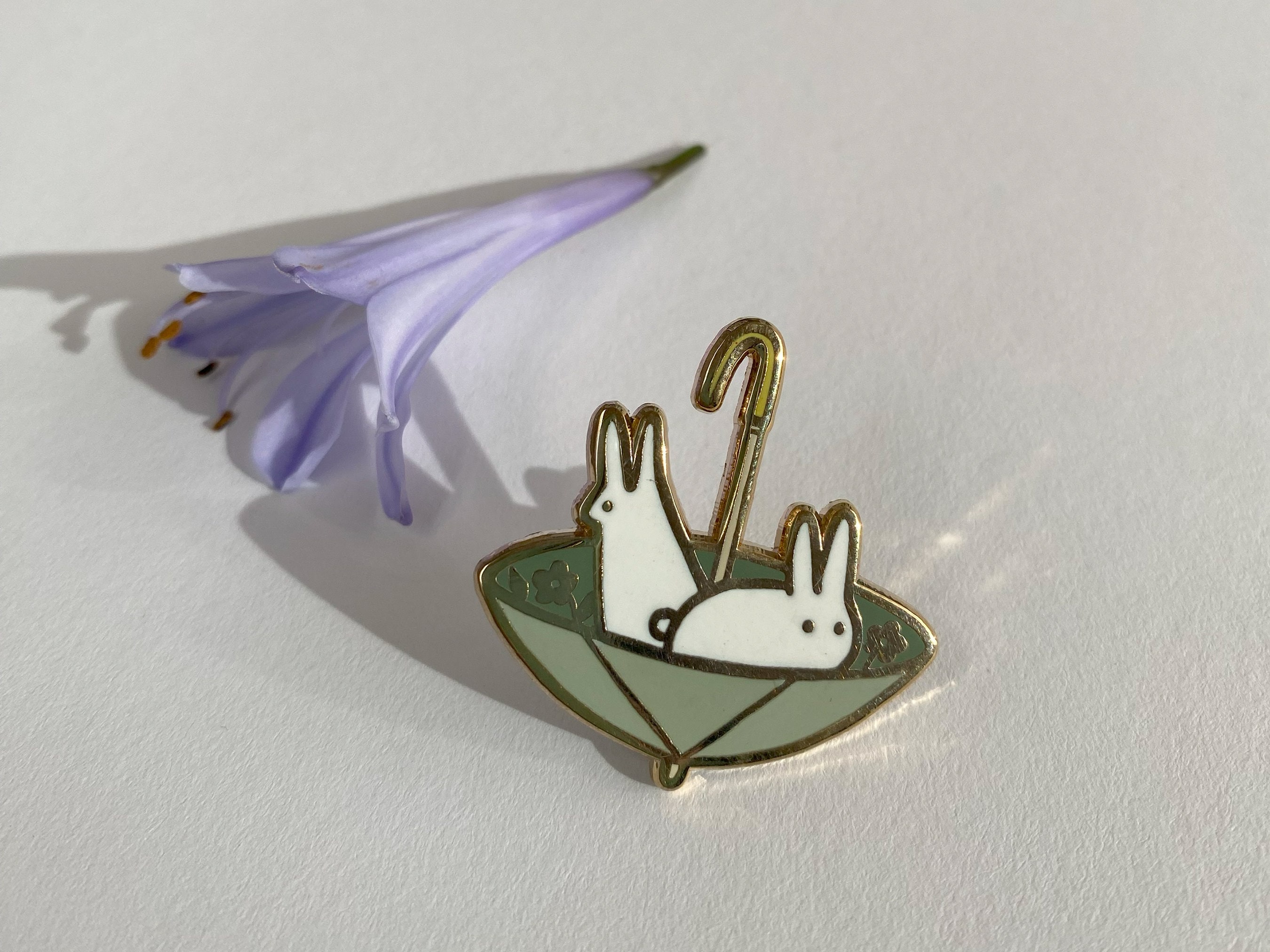 Buns in an Umbrella Enamel Pin - Etsy