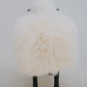 Cozy With Character: the "sheep Chair" That Wins Hearts! Natural White ...