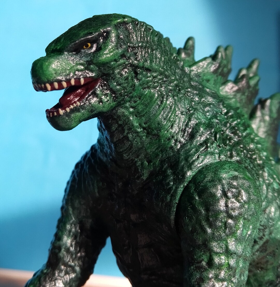 Godzilla 2019 6 Figure Repaint custom bio-glow - Etsy UK