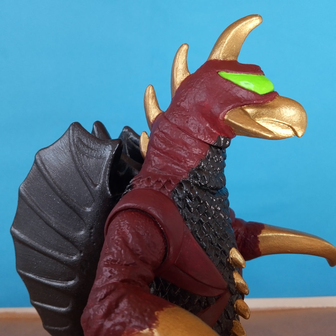 Gigan Custom Repaint 6 Vinyl Figure - Etsy