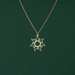 Sun Necklace, Elegant Pendant, 925k Silver Necklace, Celestial Pendant ...