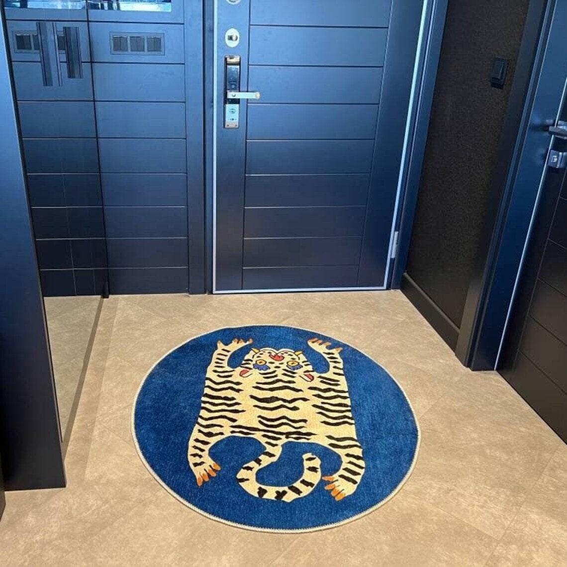 Round Tiger Rug, Blue Round Rug, Circle Blue Cat Rug, Circle Tiger Rug ...