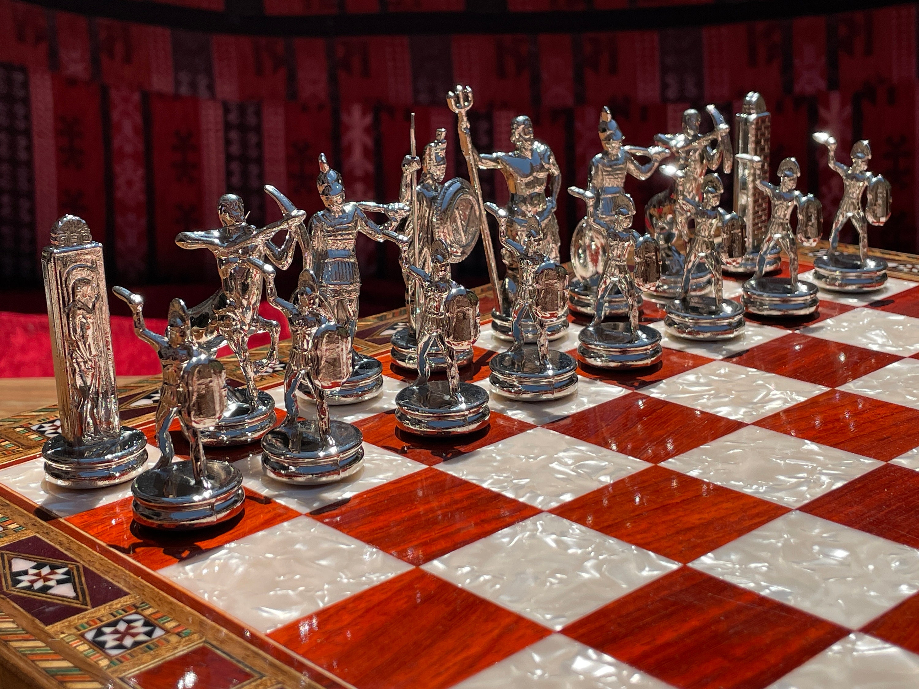 15 Chess Board With Metal Chess Pieces Luxury Chess Board With Storage ...