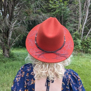 Oak Tree Hat, Burnt Fedora Hat, Oak Leaf Accessory, Rust Hat, Autumn ...