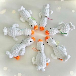 Crochet Mini Goose Keychain, Amigurumi Plush Keychain, Handmade ...