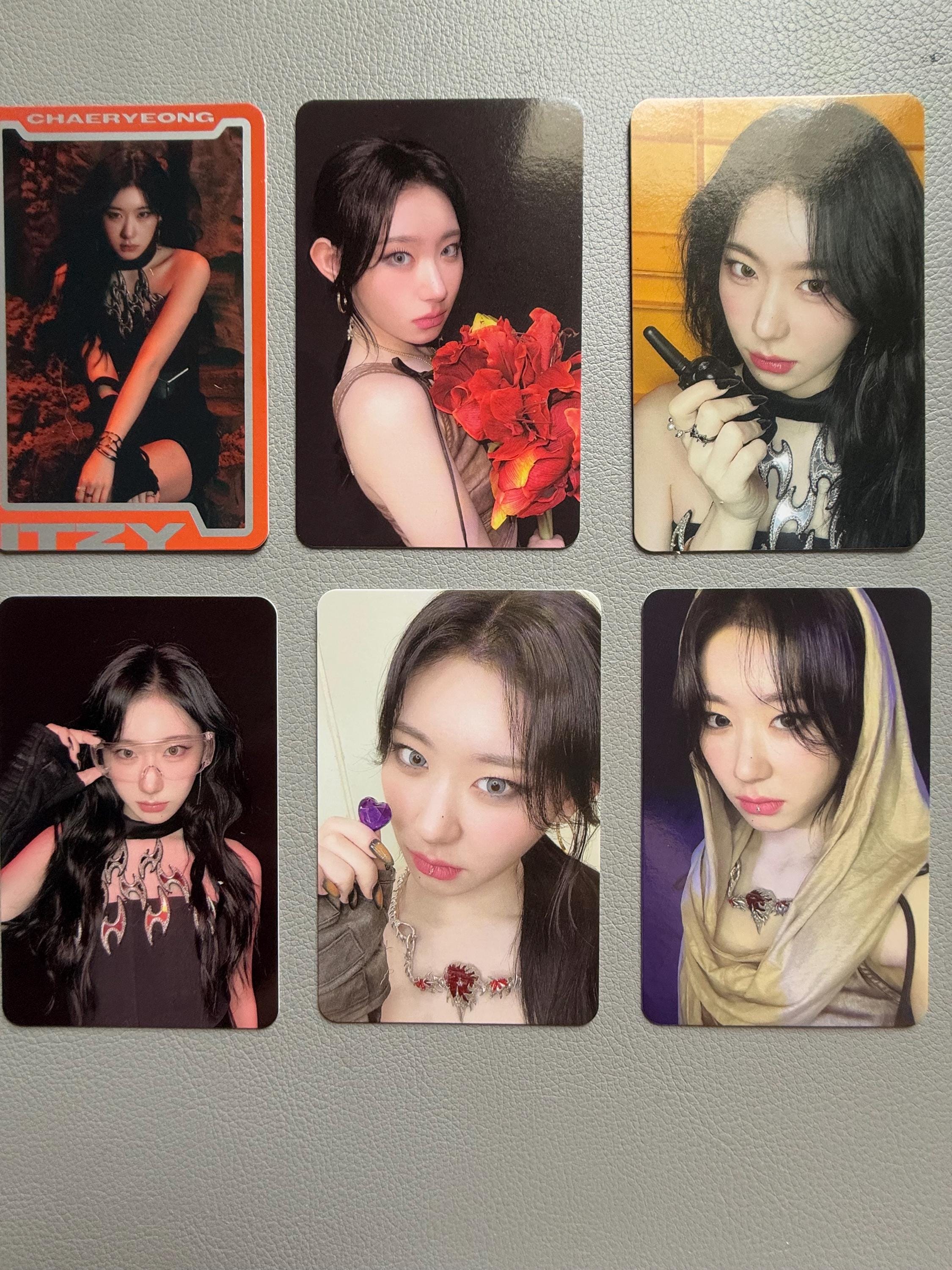 Official ITZY Born to Be Chaeryeoug Album Photocards - Etsy