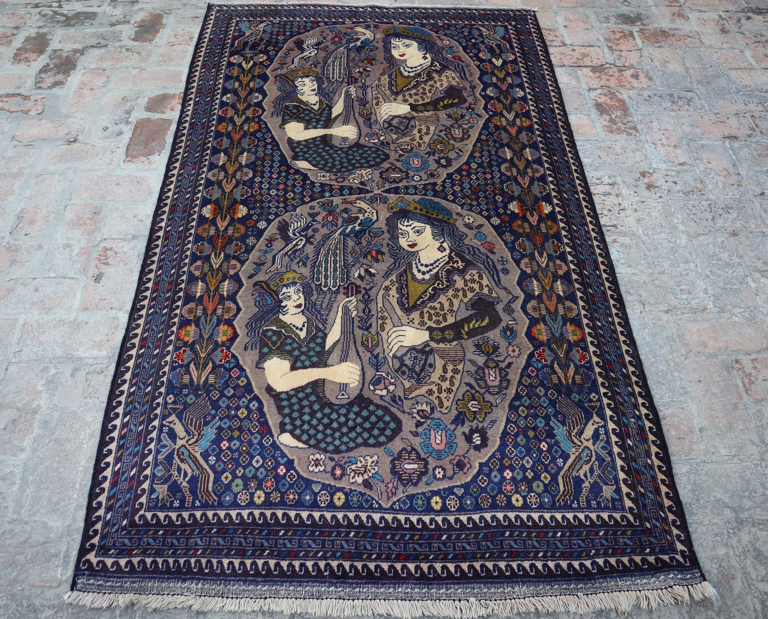 4x7 Ft Gorgeous Pictorial Rug, Turkoman Hand Knotted Queen Pictorial ...