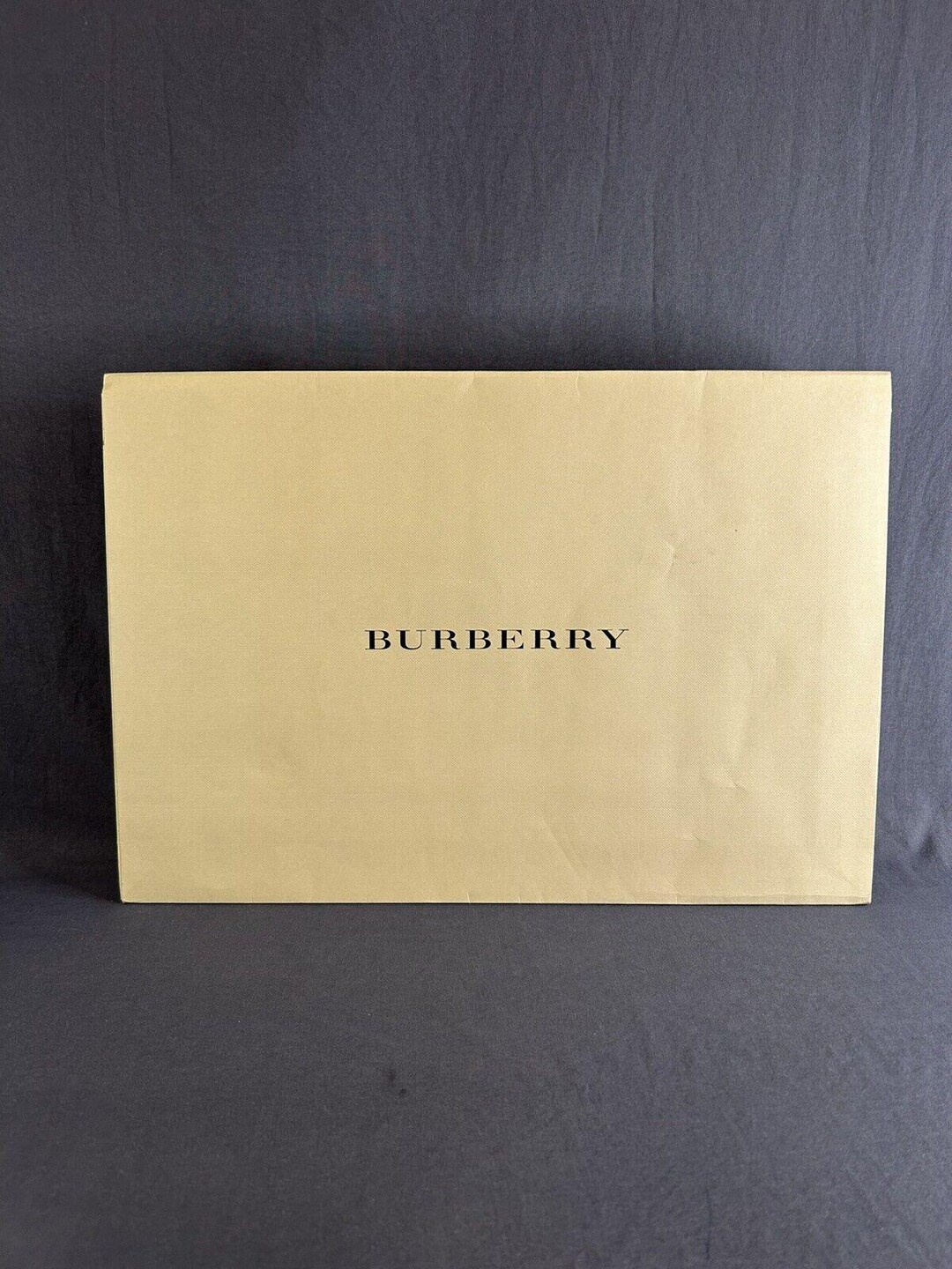 Burberry Gift Box Bag Haymarket Plaid Decor Closet Bedroom Fashion ...