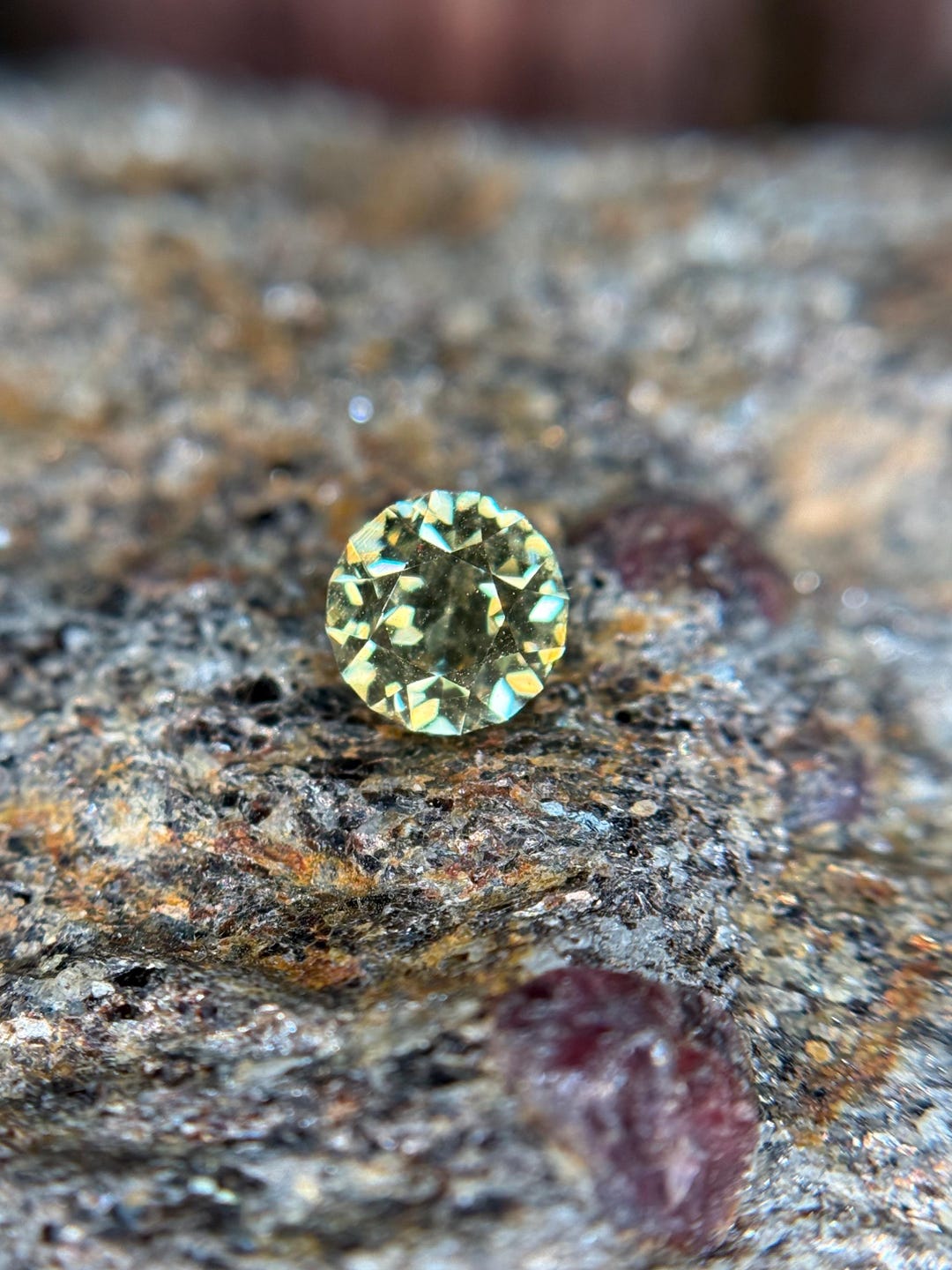 Yellow Chrysoberyl Gemstone: 0.95ct Round Cut, VSI Clarity - Etsy