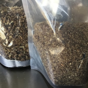 Chicken Bones -2 Pounds Freeze Dried Organic Cooked Chicken Bones - Use ...