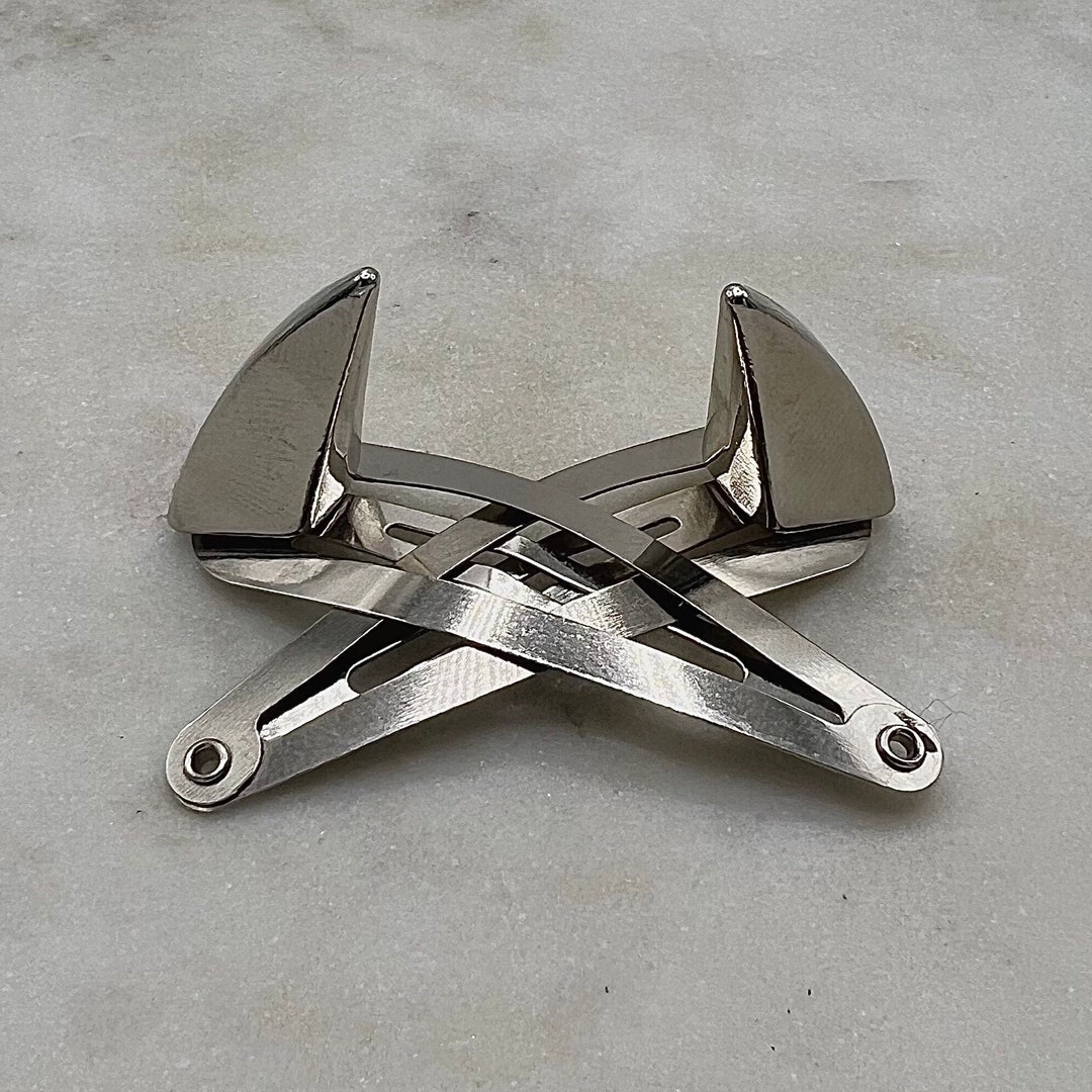 Shark Fin | Dragon Claw Horn Hairclips - Etsy