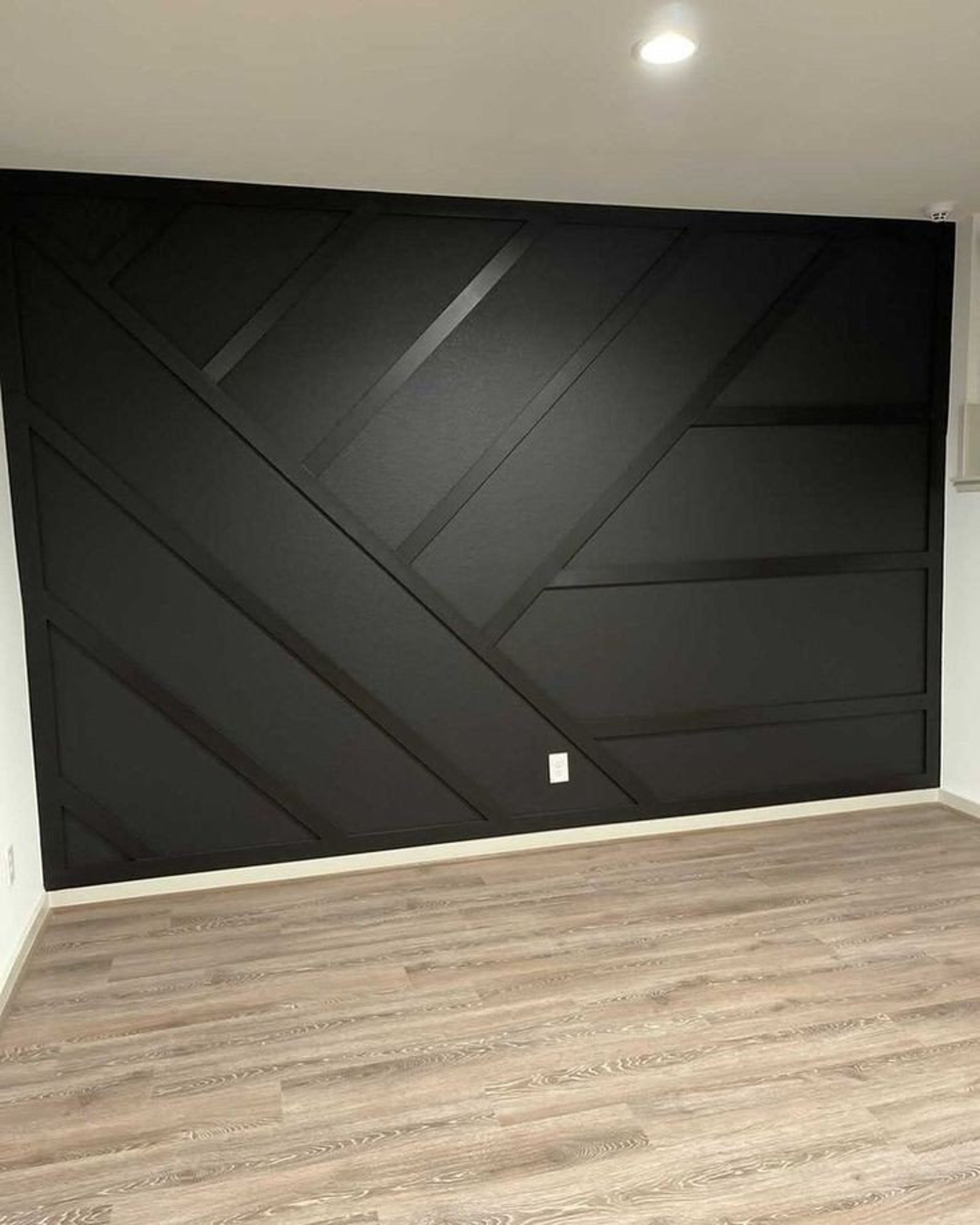 Customized Accent Wall Plans, Amazing Wall Design, Trim Wall Design ...