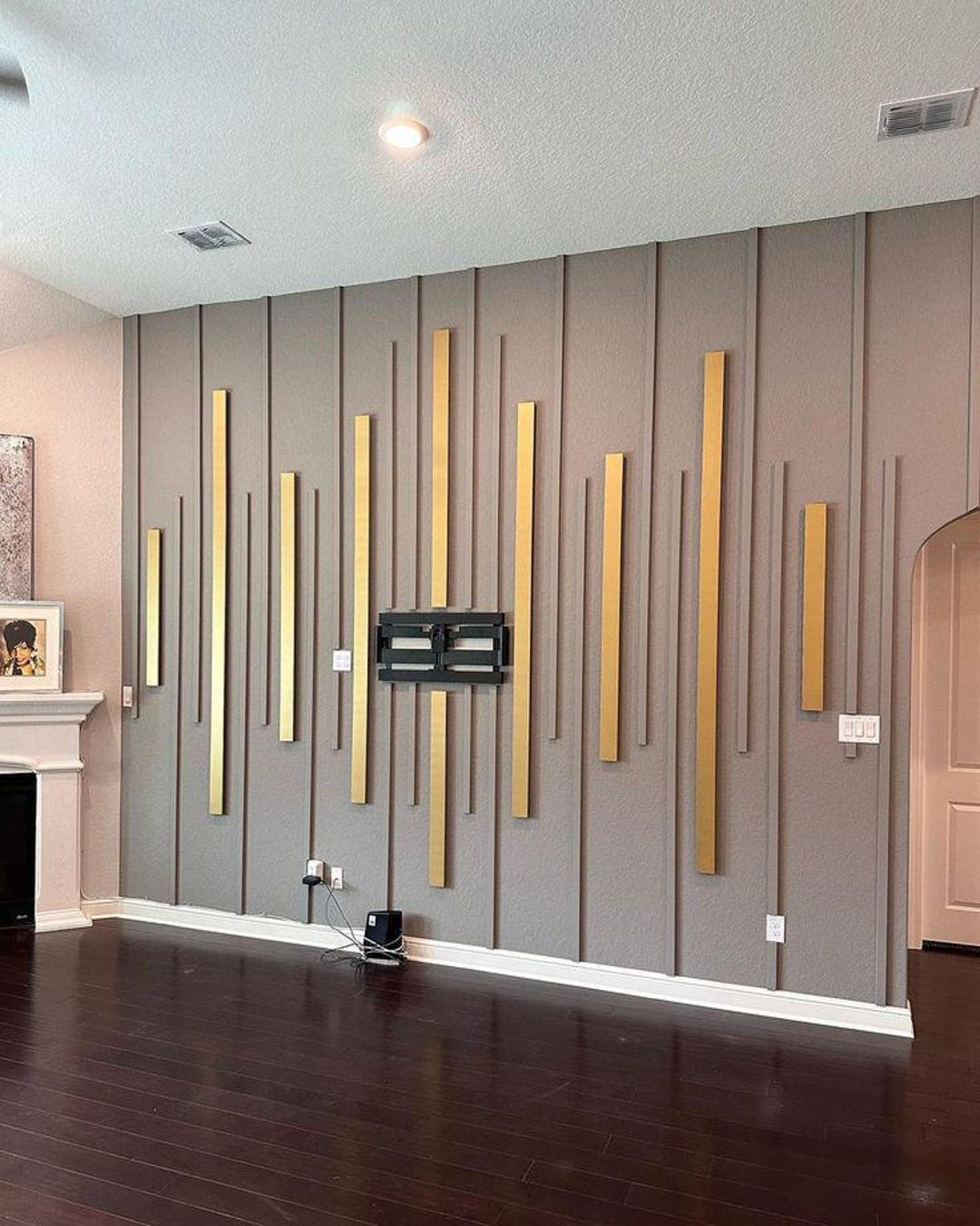 Customized Accent Wall Plans, Amazing Wall Design, Trim Wall Design ...