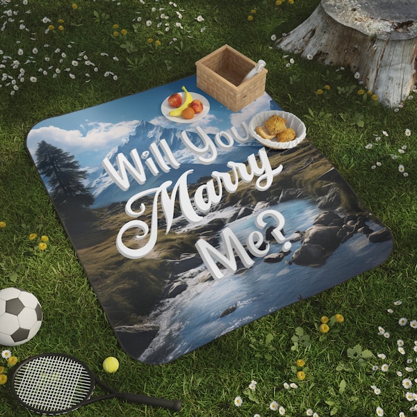 Engagement Picnic Blanket - Etsy