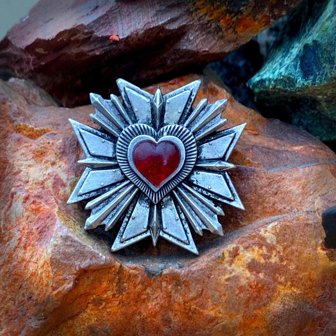 Sisters of Battle Order of the Valorous Heart Pin/badge - Etsy