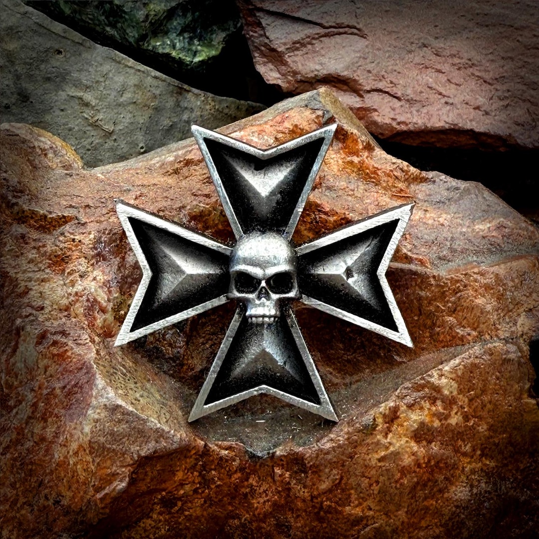 Templars Pin / Badge - Etsy