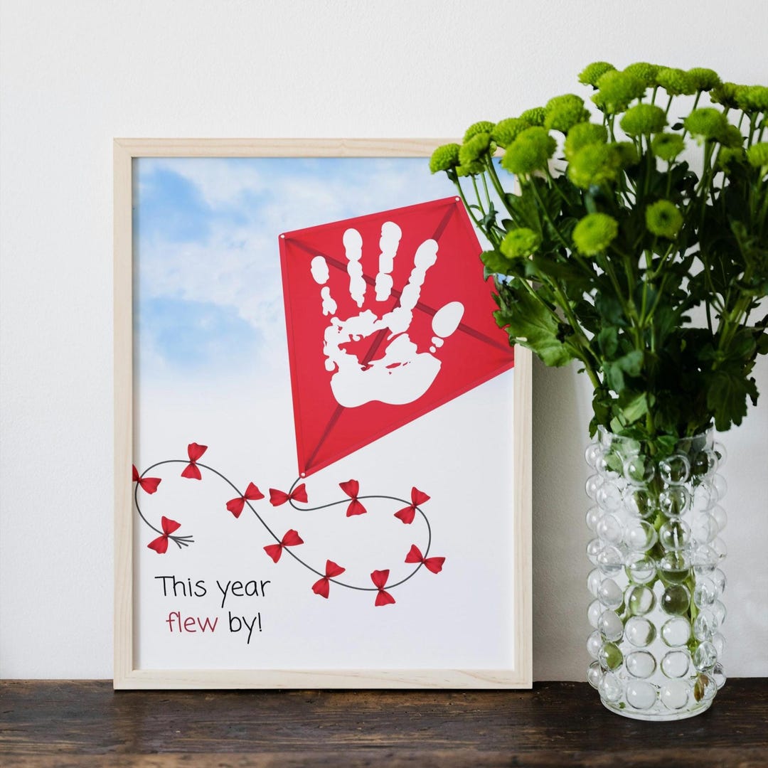 Last Day of School Craft, Kite Handprint Art, This Year Flew By ...