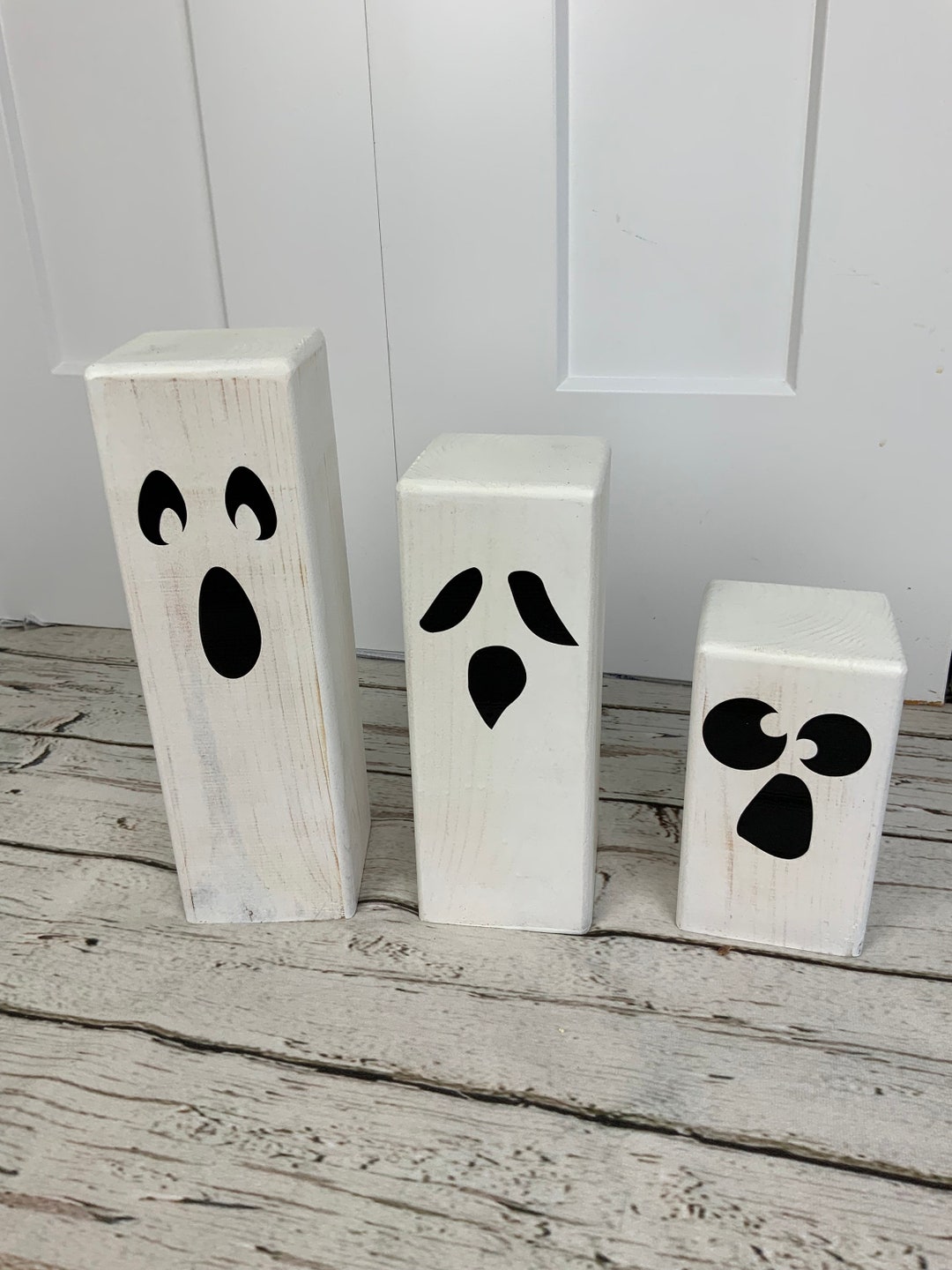 Wood 4x4 Ghosts Halloween Decor / Tiered Ghosts / Fall Porch Decor ...