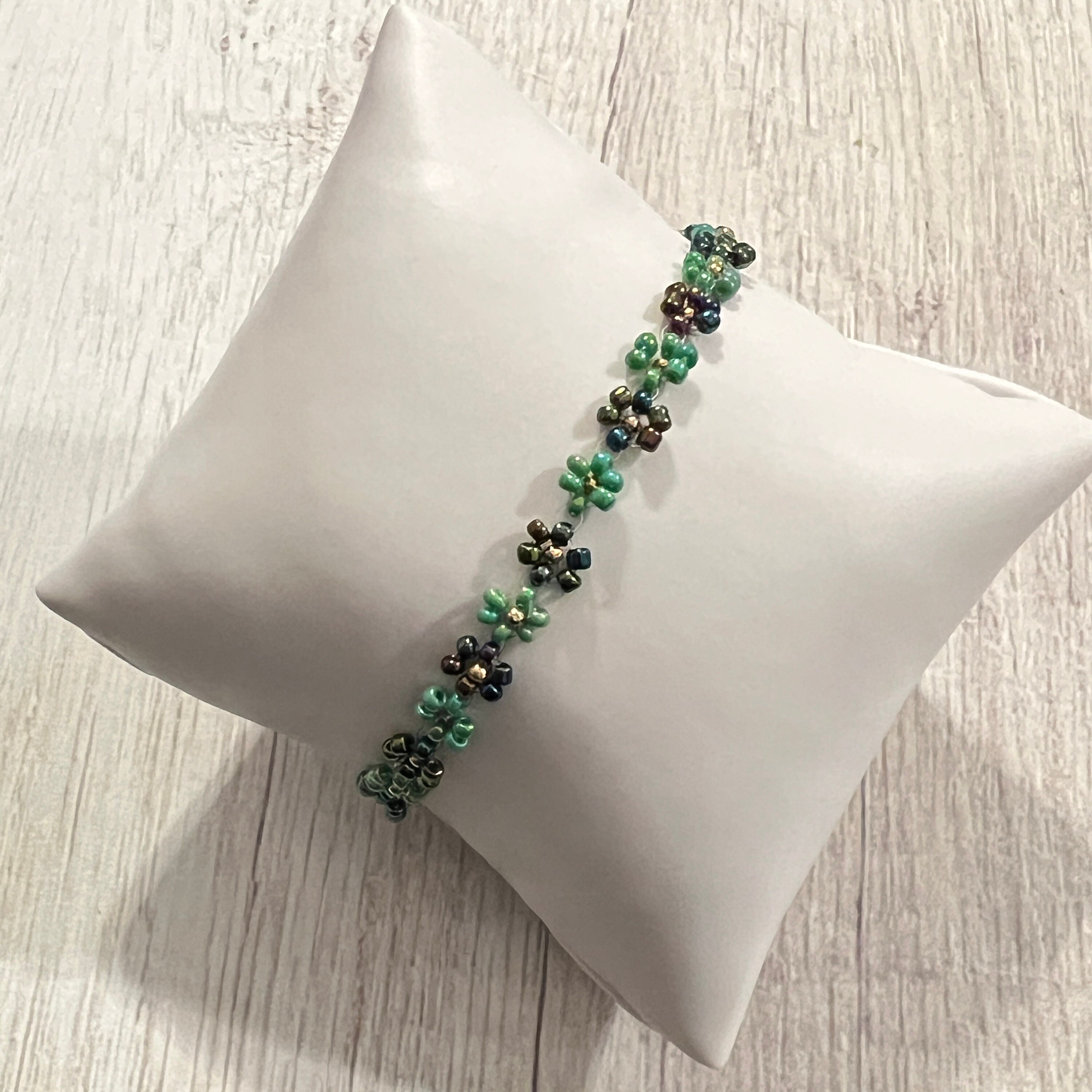 Two-tone Flower Bead Bracelets W/ Gold Center - Etsy
