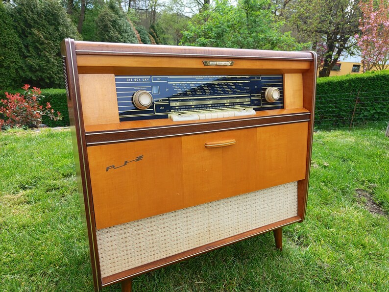 Vintage Riz Radio and Record Player Cabinet / Vintage HI FI / Stereo ...