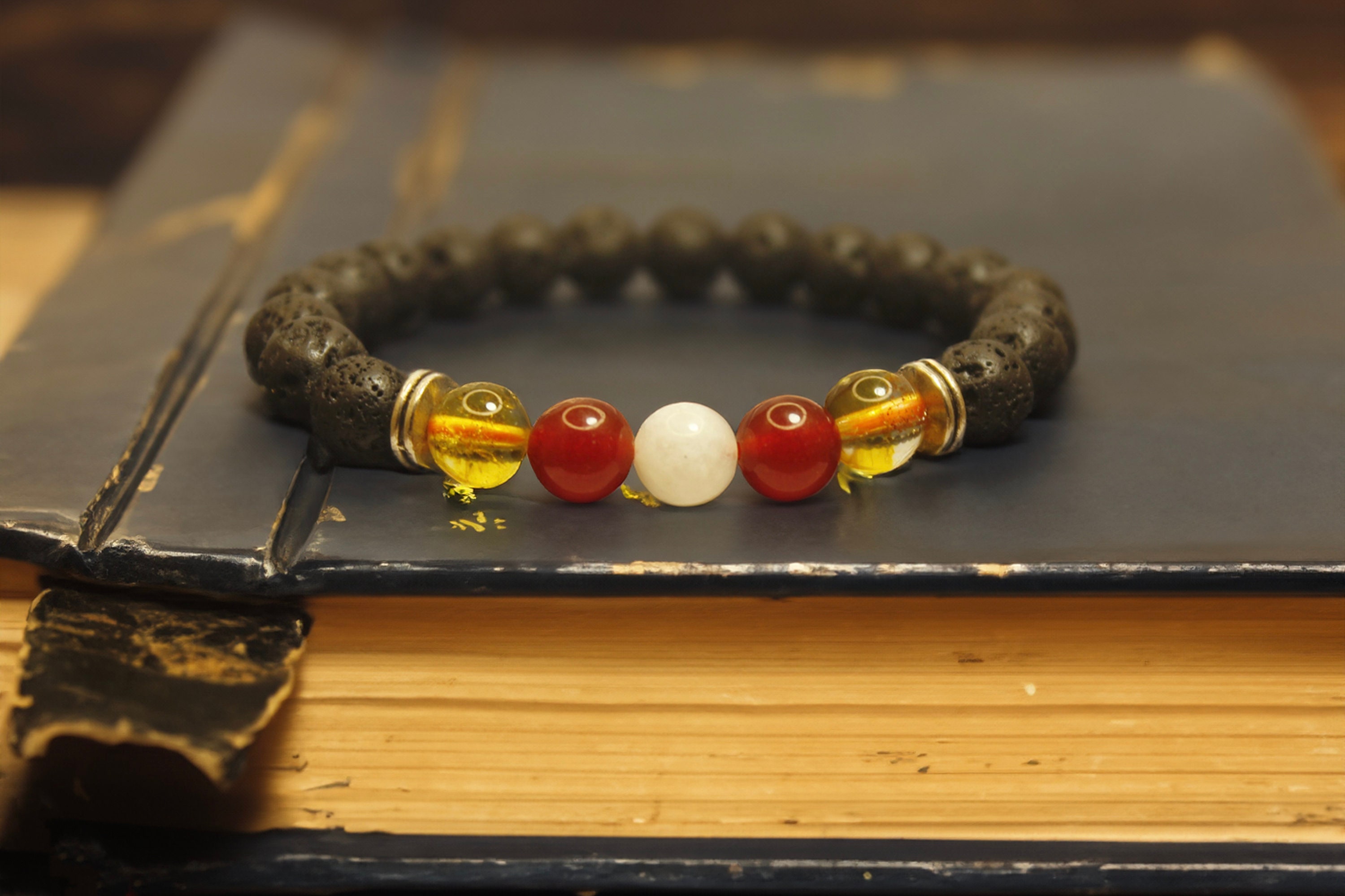 PCOS/PCOD Relief Crystal Healing Bracelet for Hormone Balancing Cycle ...