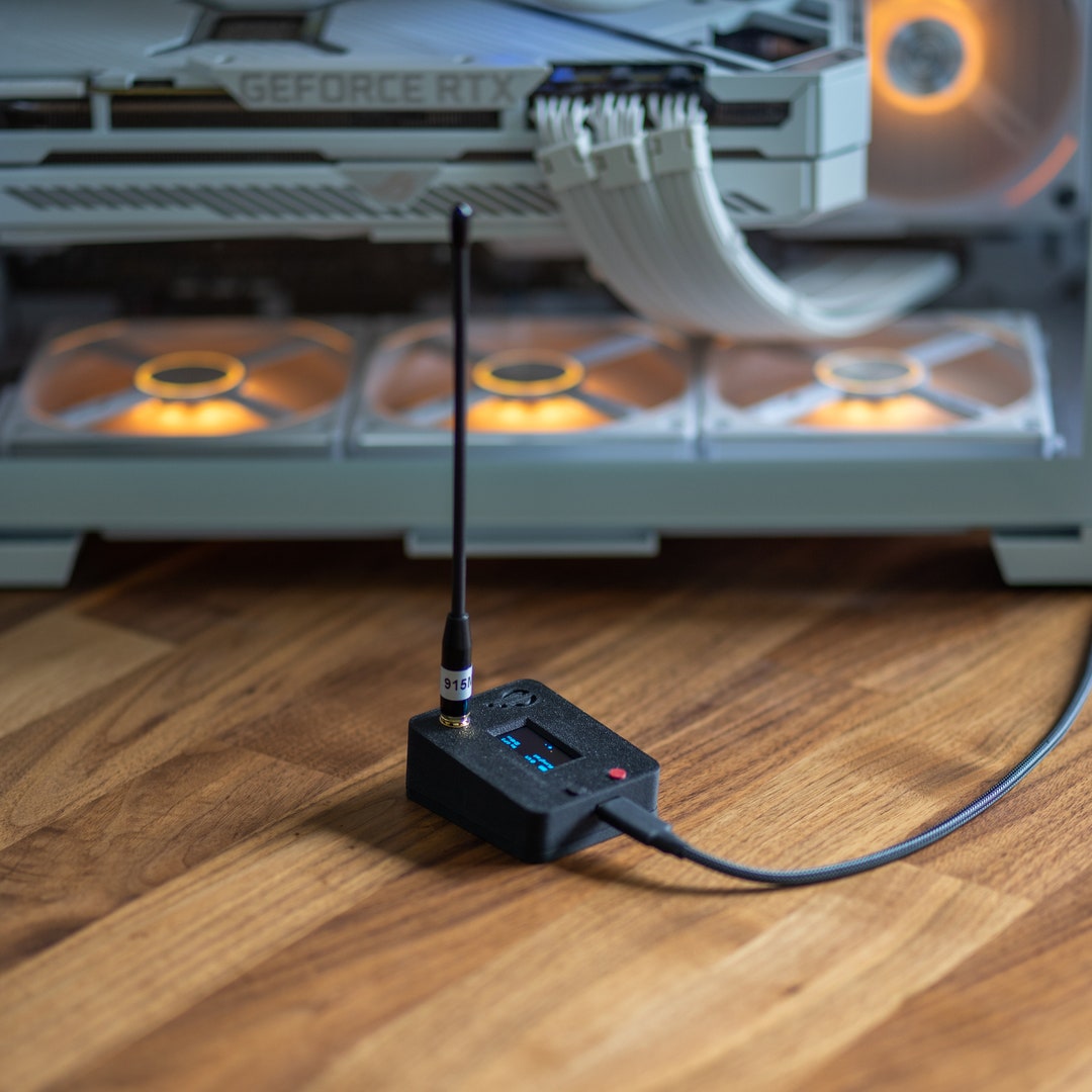 Heltec V3 Running Meshtastic, Home Hub, Basenode, Off-grid ...