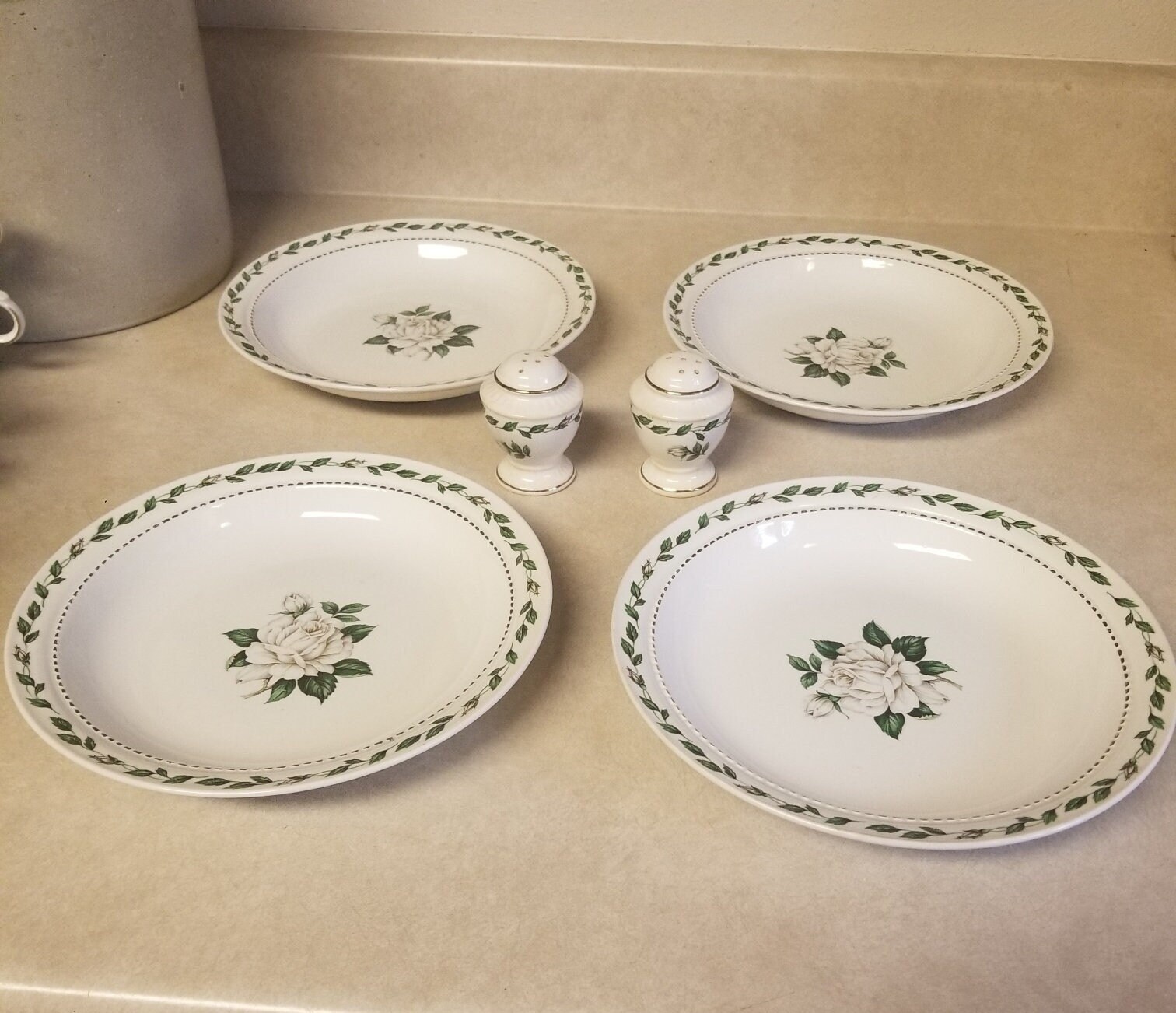 Vintage Superior Hall Quality Dinnerware China Cameo Rose 8 Soup Bowl ...