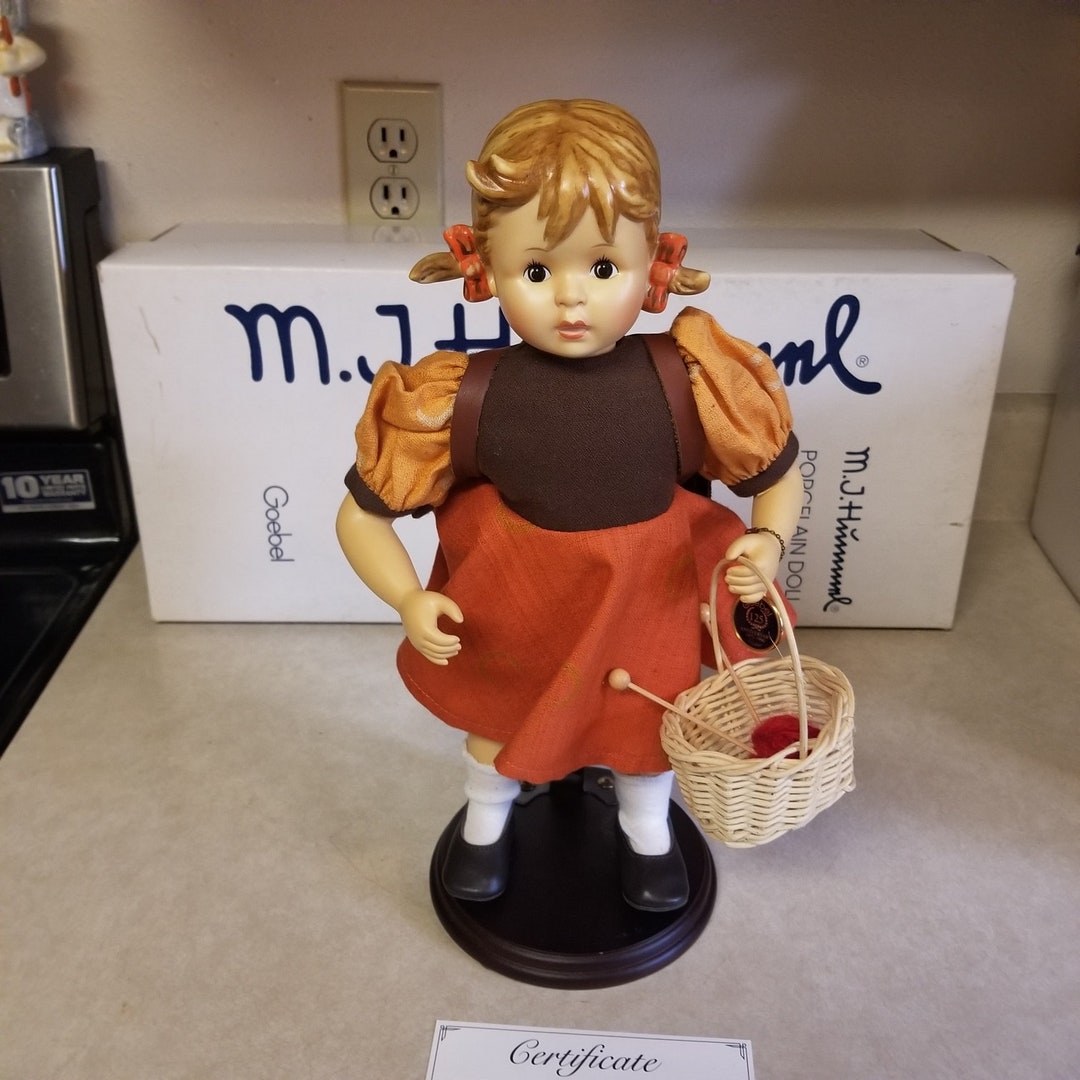 Vintage Goebel Hummels: "school Girl" #521 14" Porcelain Doll in the ...