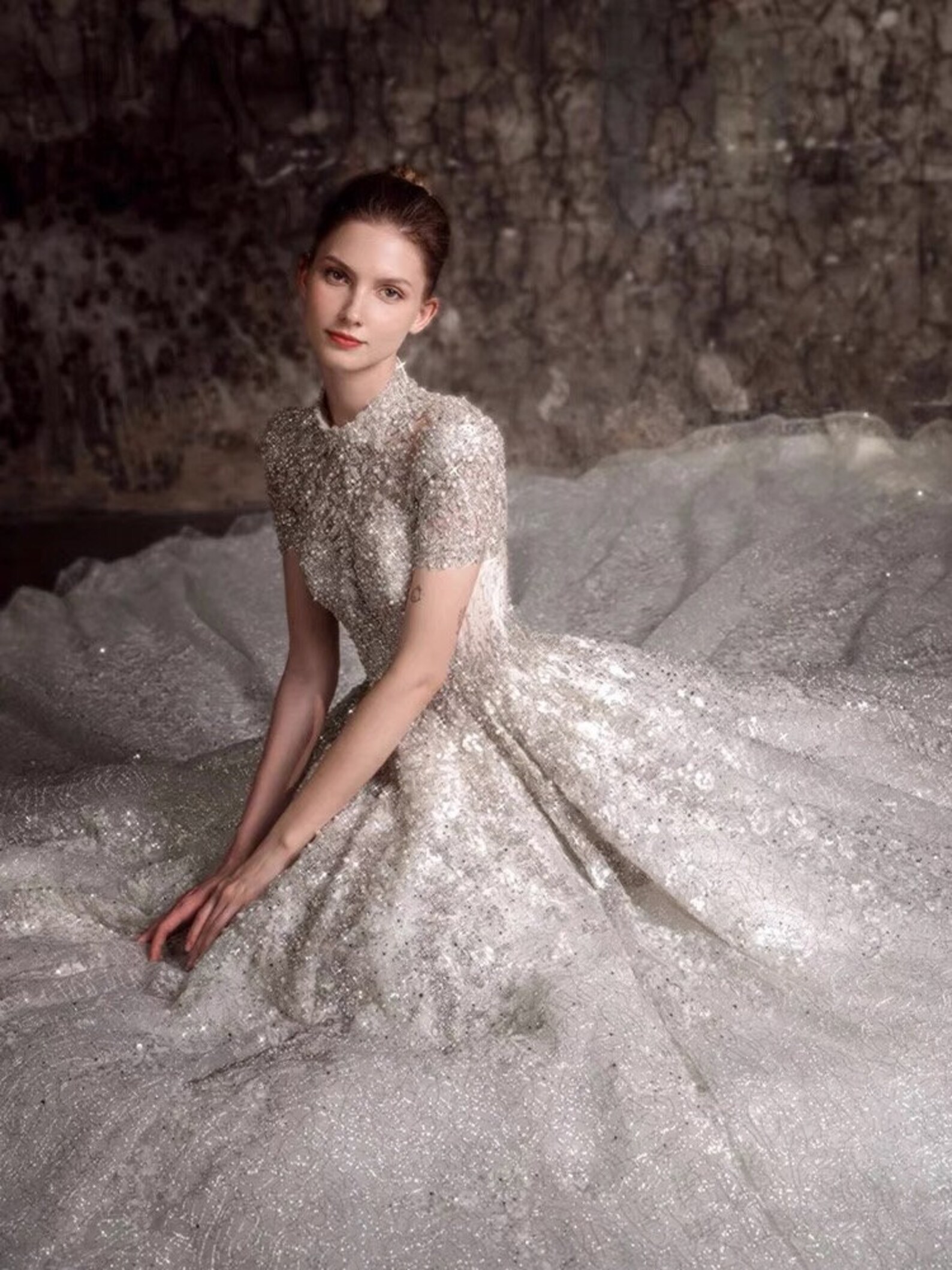 Luxury Bling Bling Wedding Dress Short Sleeve Wedding Gown Princess ...