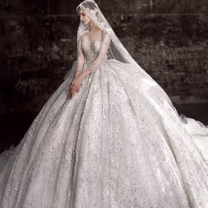 Luxury Long Sleeve Wedding Dress Big Long Train Bridal Gown - Etsy