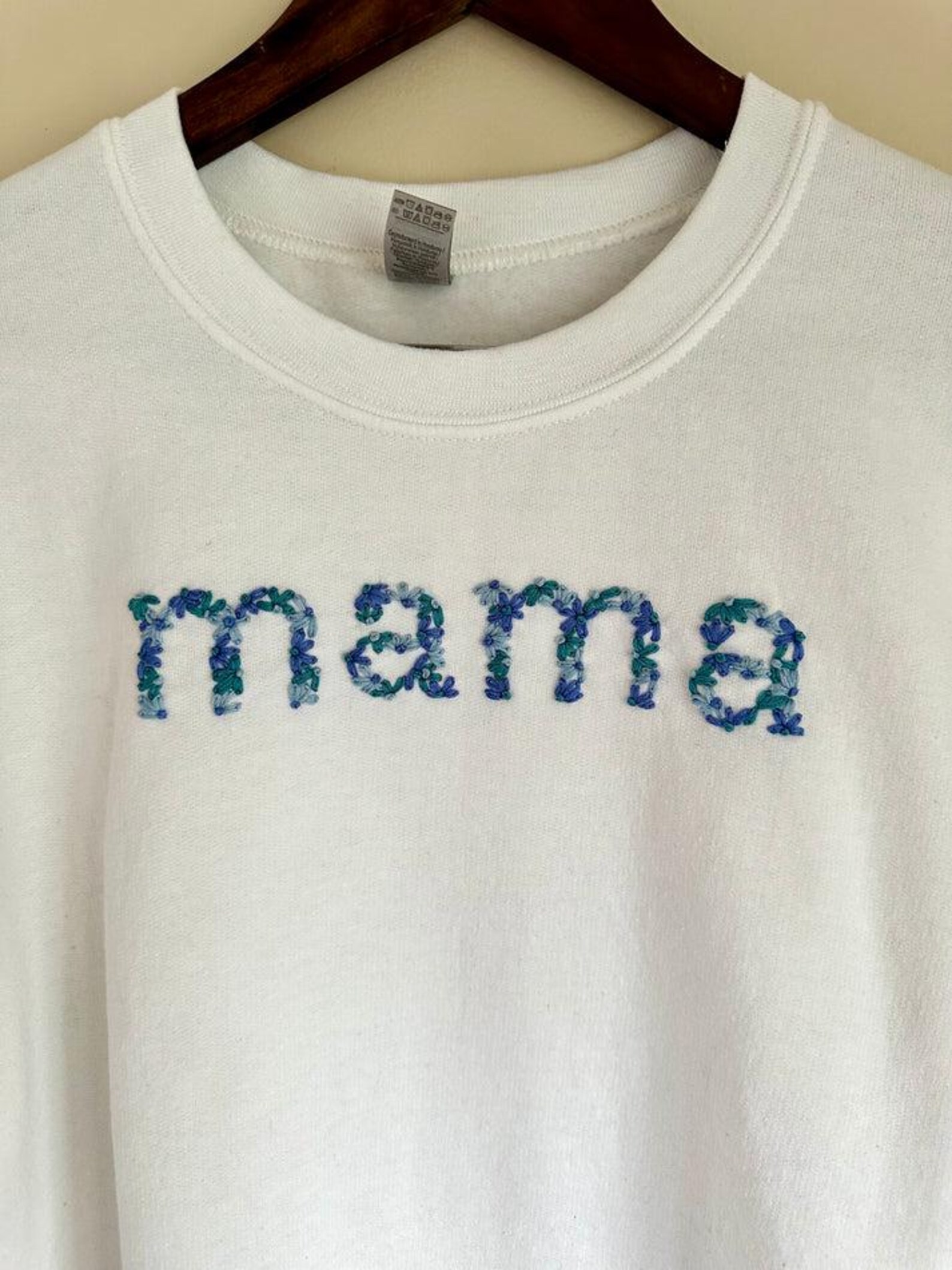 Floral Mama Embroidery Pattern | Digital Embroidery | Hand Embroidery ...