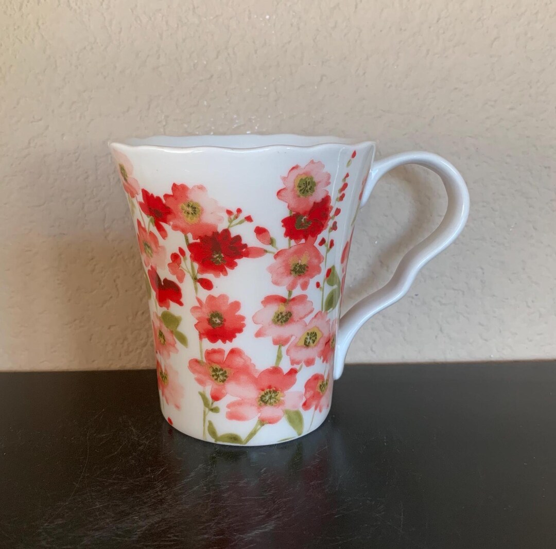222 FIFTH Discontinued BELICIA RED Fine China Porcelain Coffee Mug ...