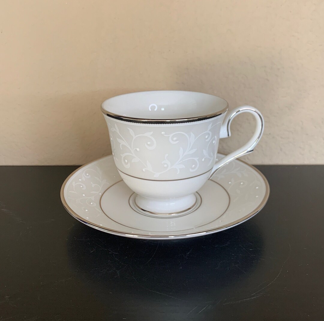LENOX CLASSIC COLLECTION Opal Innocence Footed Coffee / Tea Cup and ...
