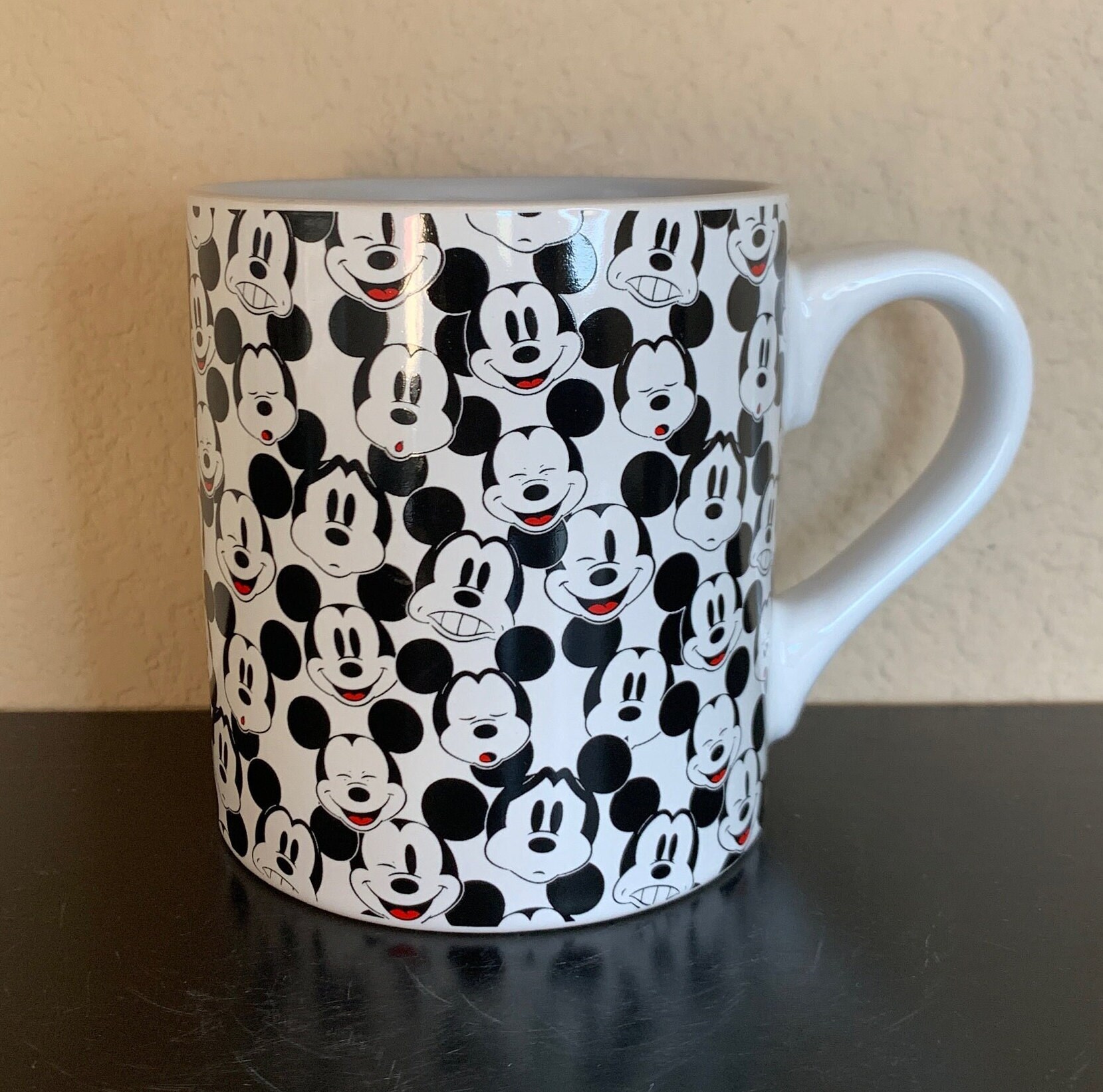 DISNEY MICKEY MOUSE Facial Expressions Official Licensed Coffee Mug ...