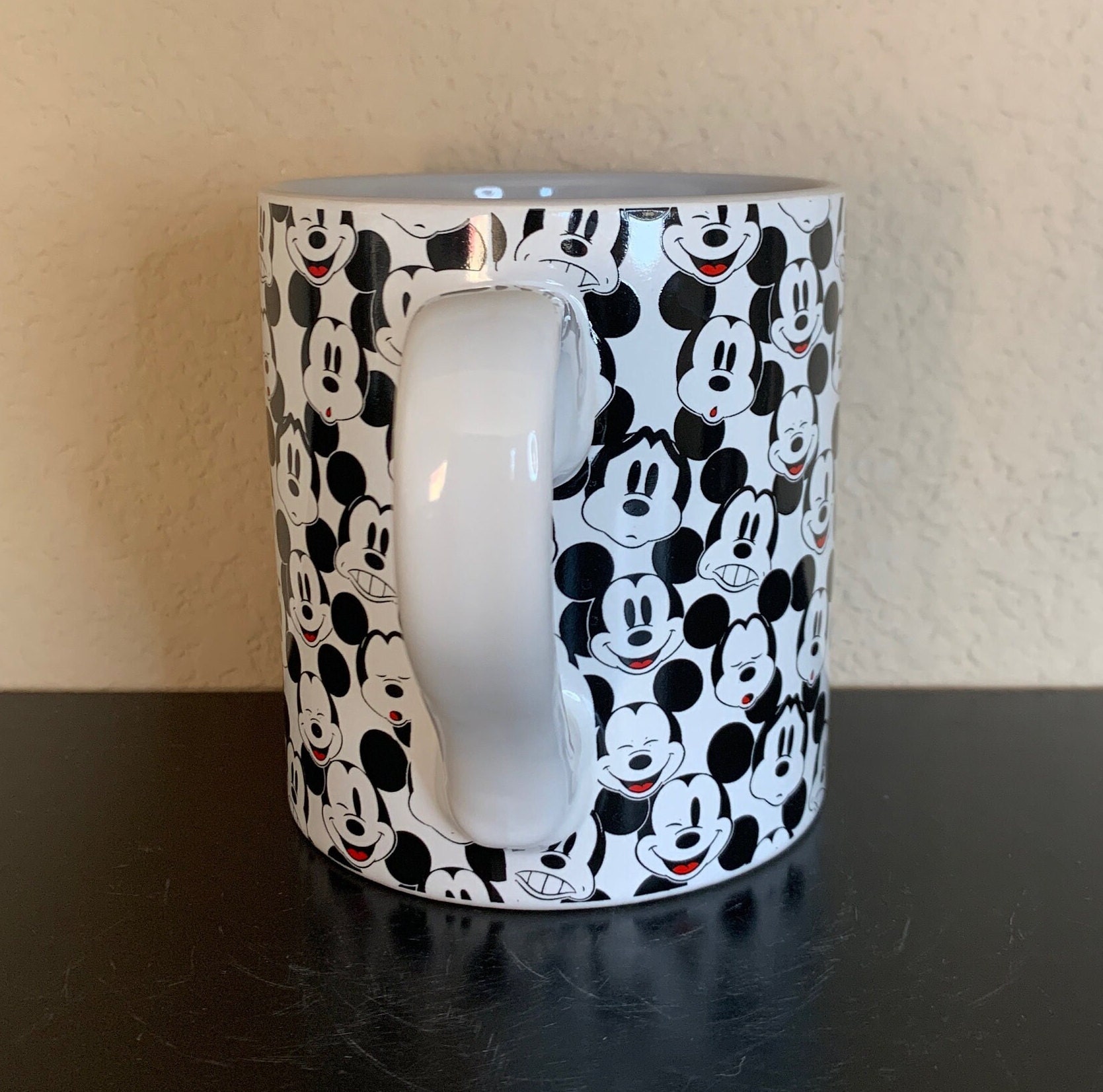 DISNEY MICKEY MOUSE Facial Expressions Official Licensed Coffee Mug ...