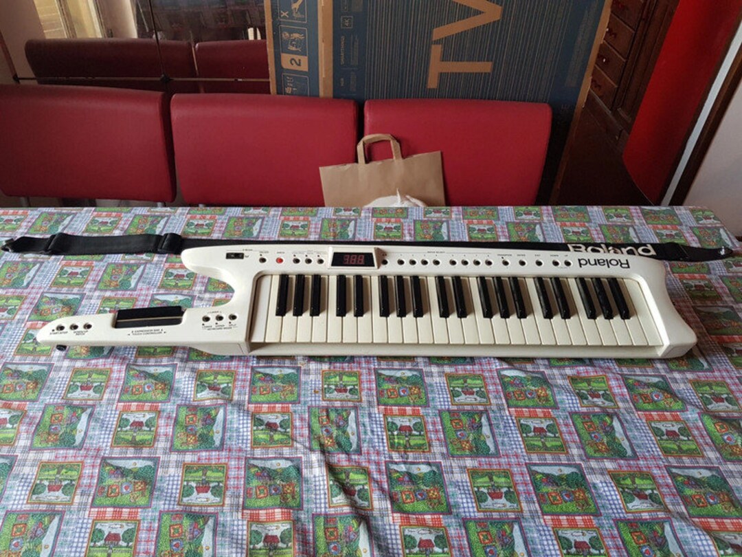 Roland Keytar Guitar Keyboard From the 80s Vintage Synth - Etsy Ireland