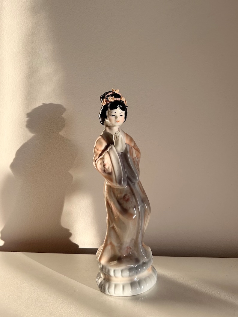 Vintage Geisha Figurine Japanese Traditional Dressed Ornament, Retro ...