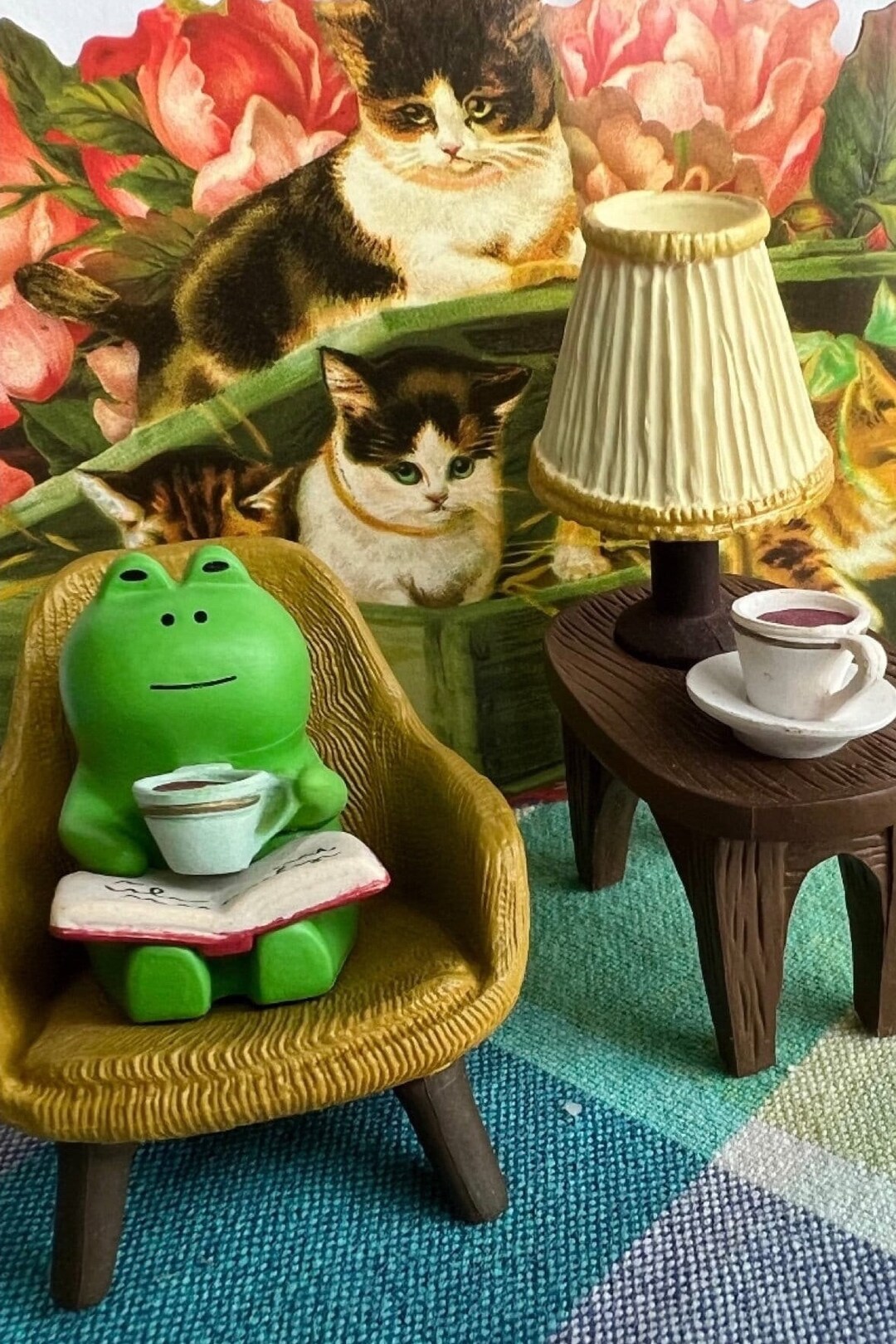 Resin Frog in Wooden Rocking Chair: Miniature Desk Decor - Etsy