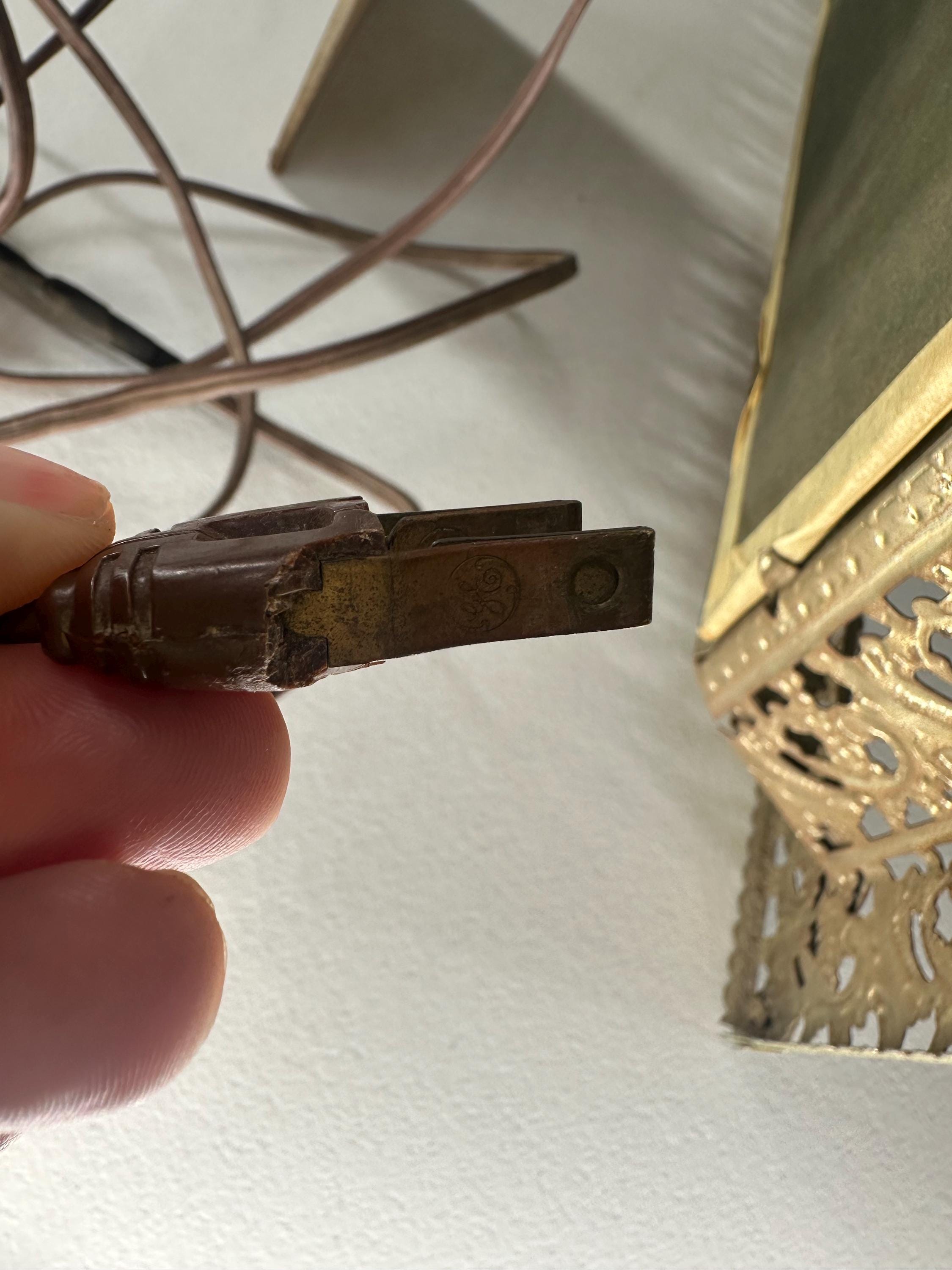 Rare Large Vintage Filigree/ornate Brass Tone Light up Frame With Jesus ...