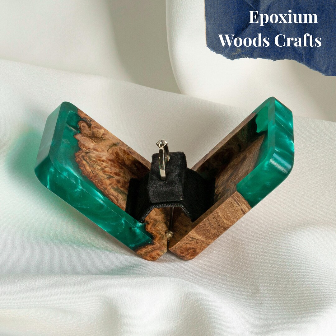 Emerald ENGAGEMENT RING BOX of Resin & Wood. Personalized Proposal Box ...