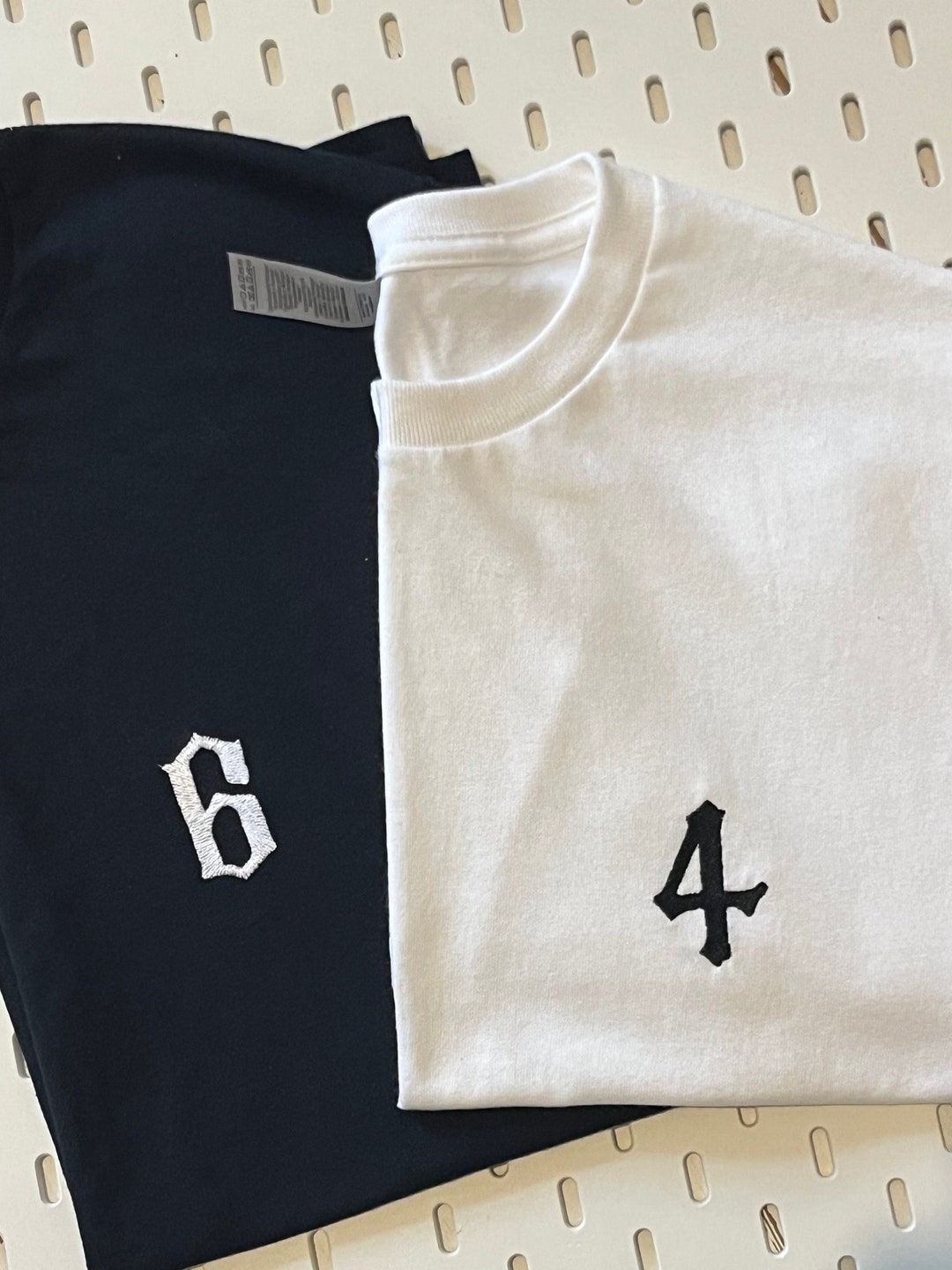 Espada Numbers Embroidered T-shirt - Etsy