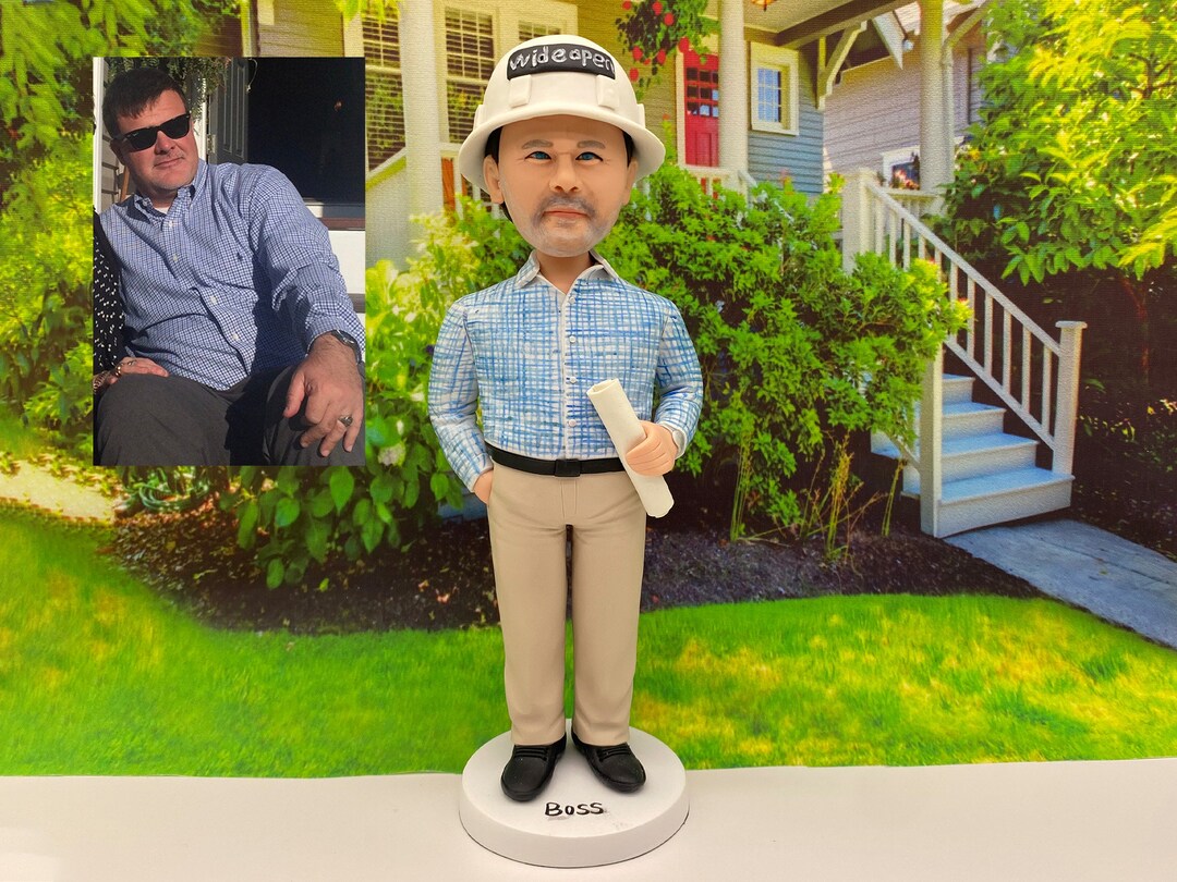 Customised Employee Bobbleheads, Boss Bobbleheads, Group Bobbleheads ...