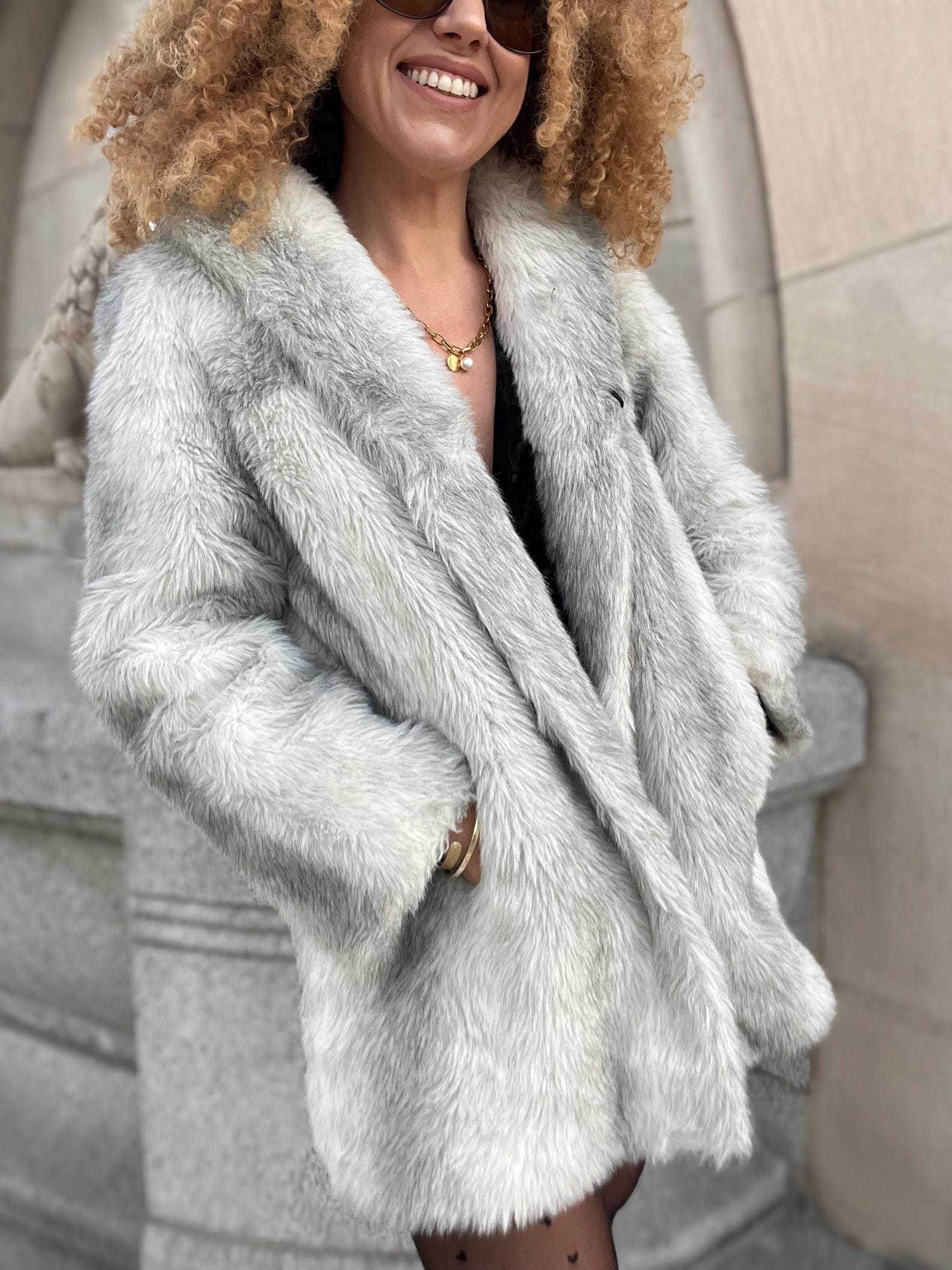 Statement Faux Fur Jacket | Vintage Winter Outfit | 80s-90s Glam Fake ...
